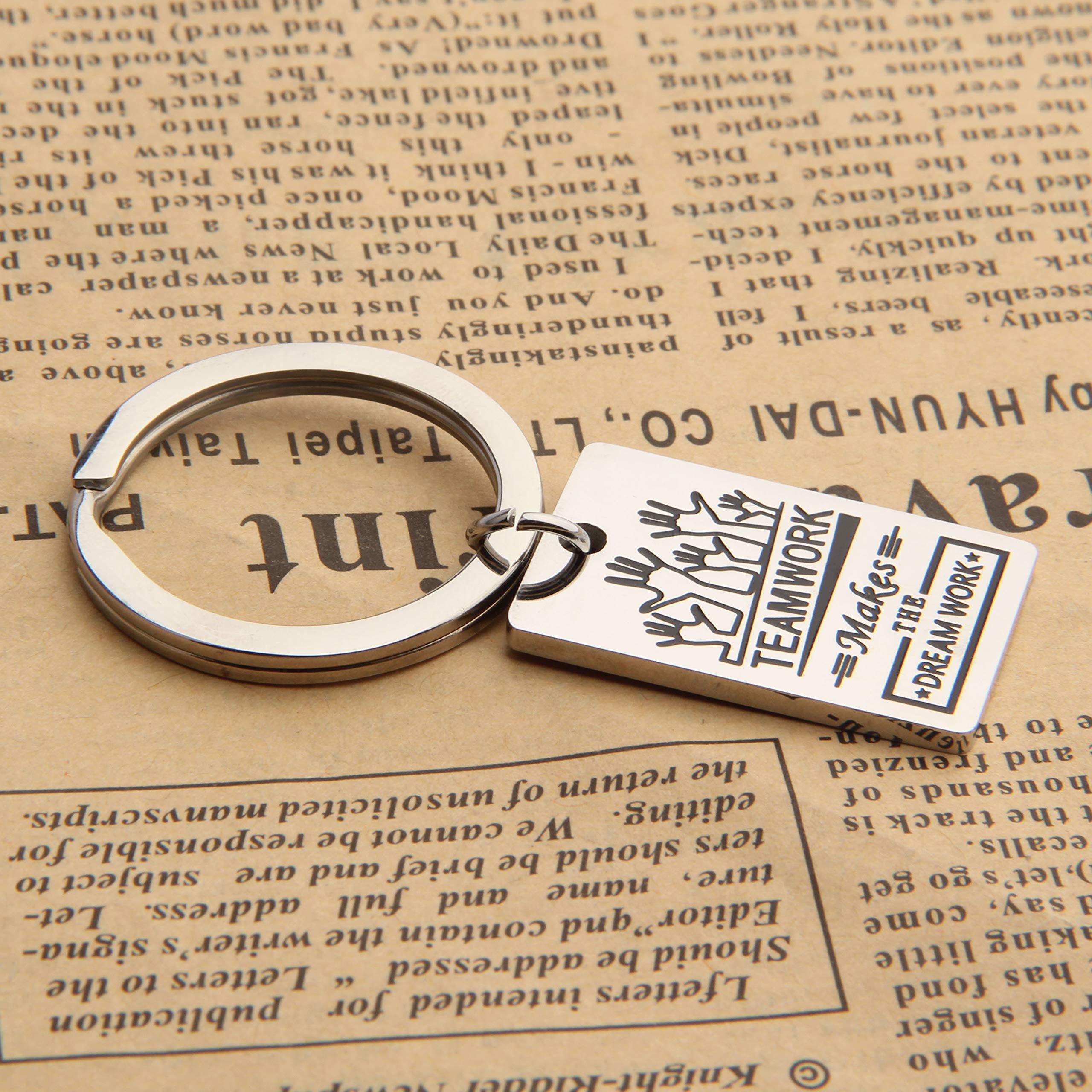 KUIYAI Teamwork Keychain Teamwork Make the Dream Work Keyring Team Gifts (Silver)