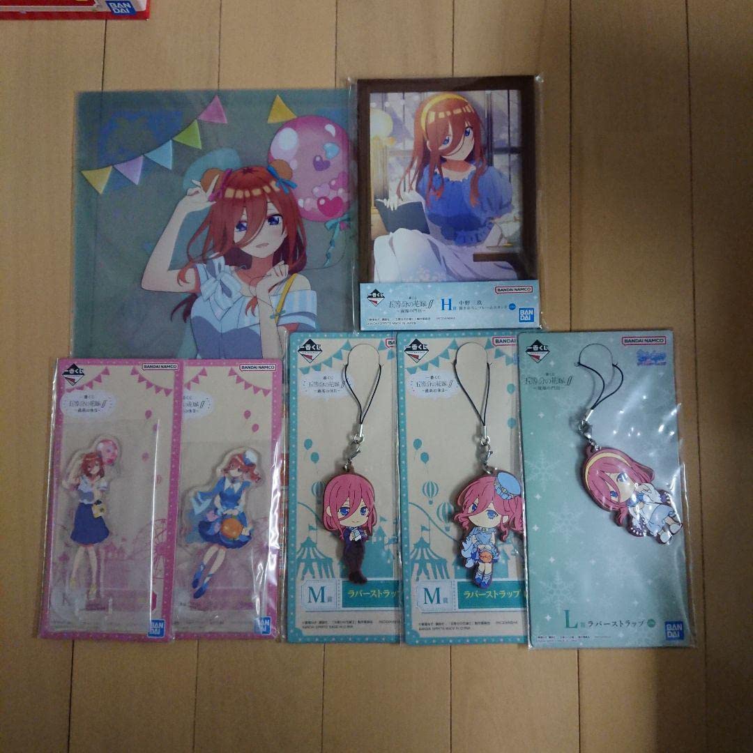 The Quintessential Quintuplets Ichiban Kuji Nakano Miku Set