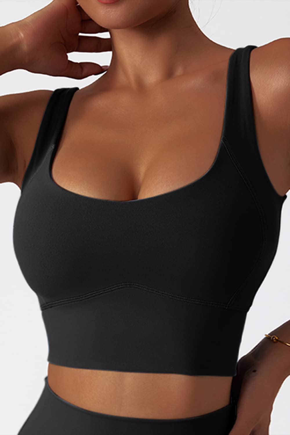 QINSEN Womens Strappy Sports Bras Removable Cups Stretch Padded Running Bras Black M