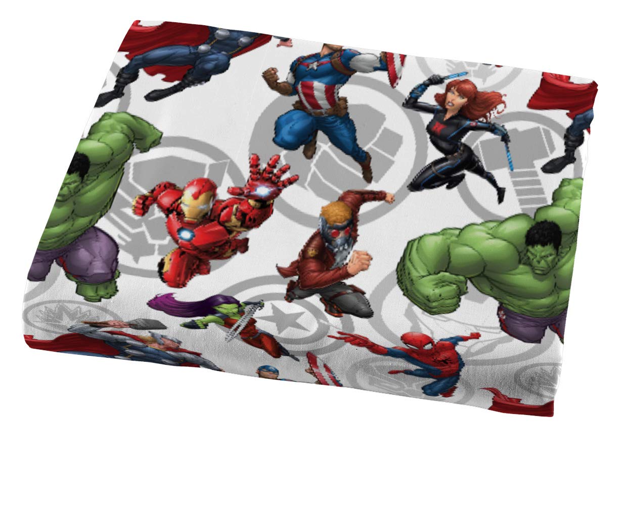 Jay Franco Marvel Avengers Marvel Team Twin Sheet Set - Super Soft and Cozy Kid’s Bedding - Fade Resistant Polyester Microfiber Sheets (Official Marvel Product)