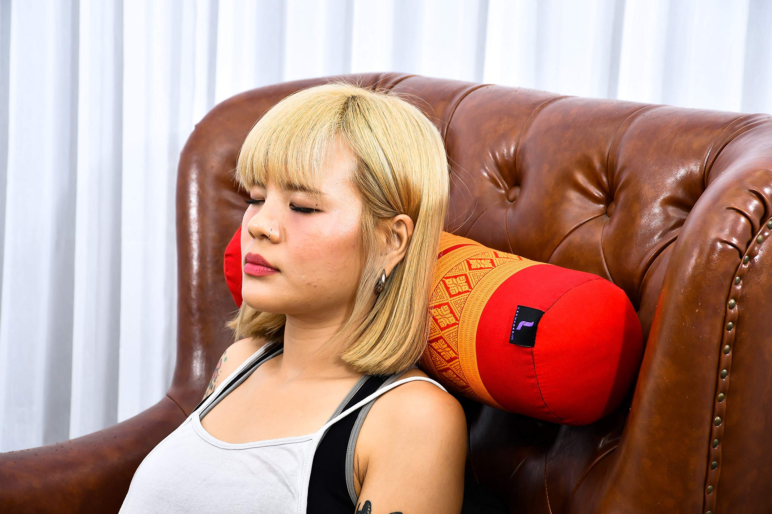 Leewadee Yoga Bolster β Shape-Retaining Cervical Neck Roll, Tube Pillow for Comfortable Reading, Made of Kapok, 20 x 6 x 6 inches, Orange Red