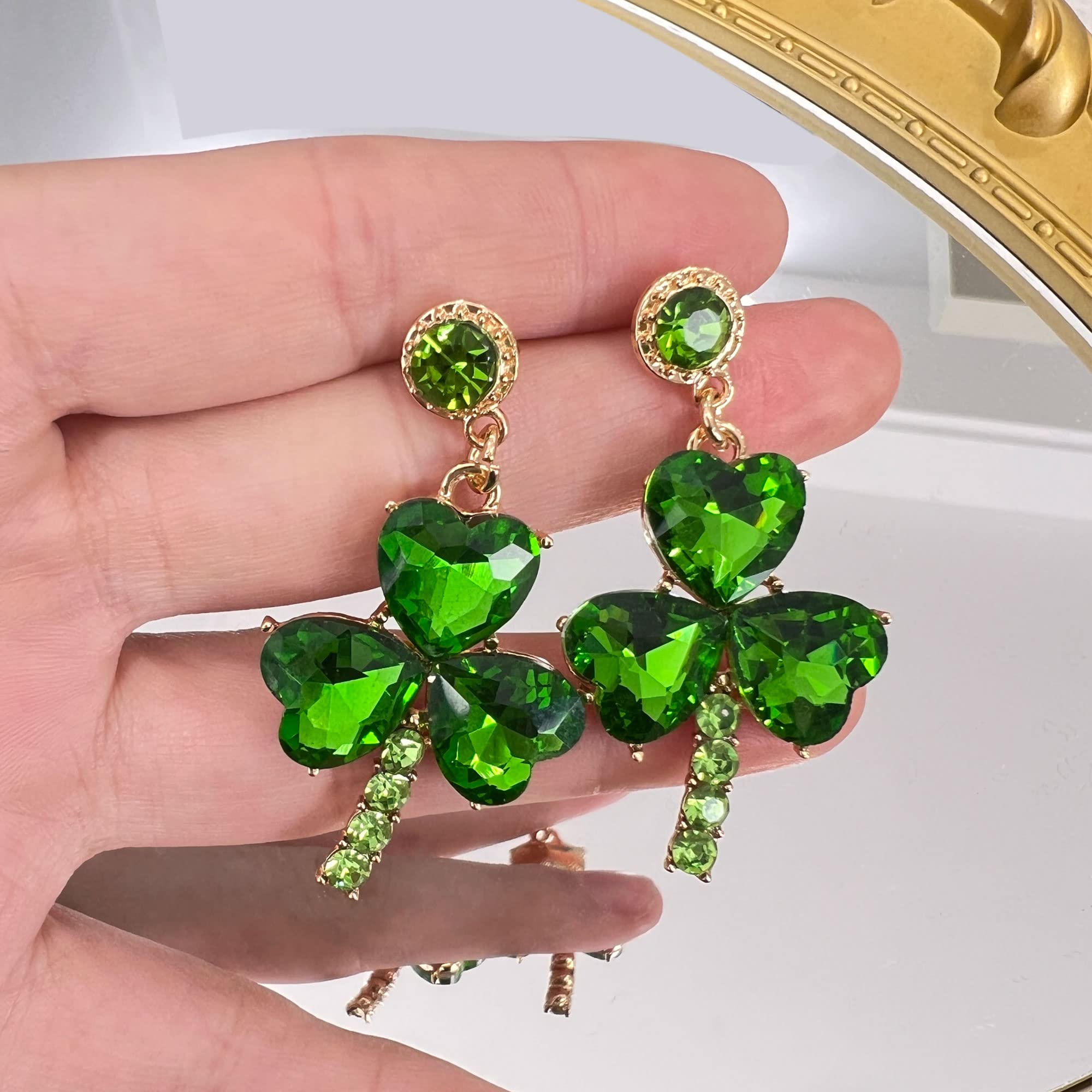 St. Patrick's Day Silver Elegant Drop Earrings Clover Charm Crystal Green Earrings For Women Lady Fashion Jewelry