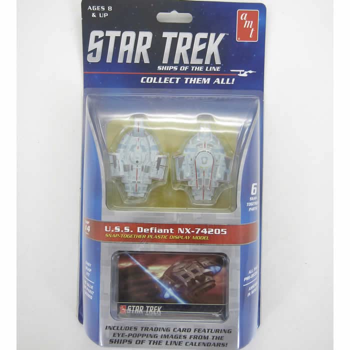 Star Trek USS Defiant NX-74205 Plastic Model Kit AMT