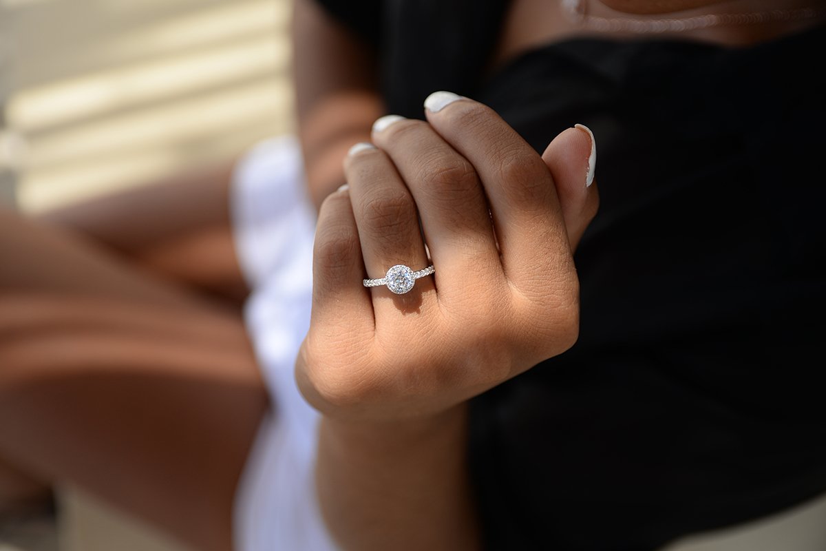 LEMON GRASS 1.22 Ct Round Halo Diamond Engagement Ring with Pave Band in Sterling Silver Clear Cubic Zirconia Stone Size 8