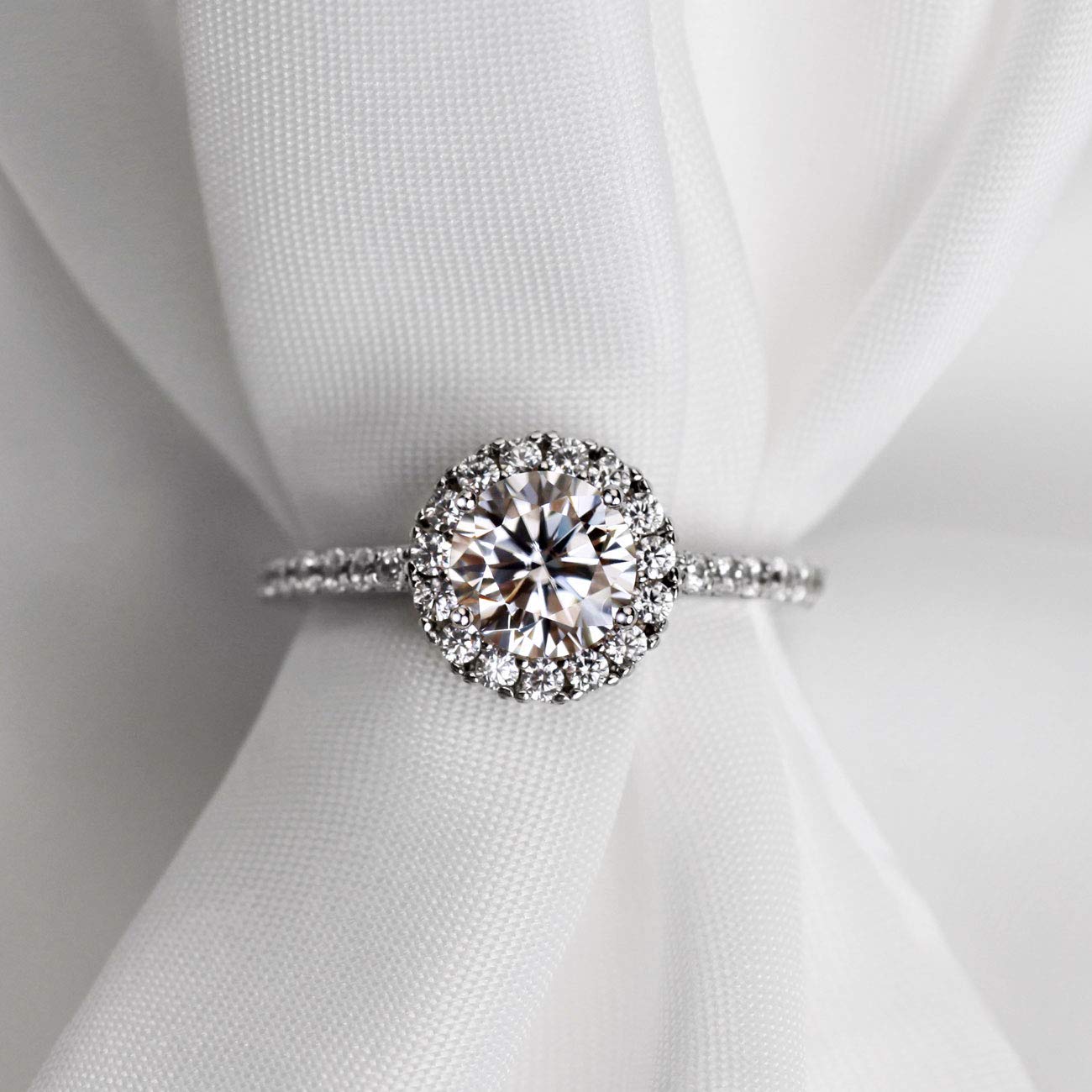 Michooyel 1.0ct Moissanite Engagement Ring 925 Sterling Silver Diamond Wedding Bands Ring Surrounded D Color, VVS Clarity Moissanite Jewelry for Women