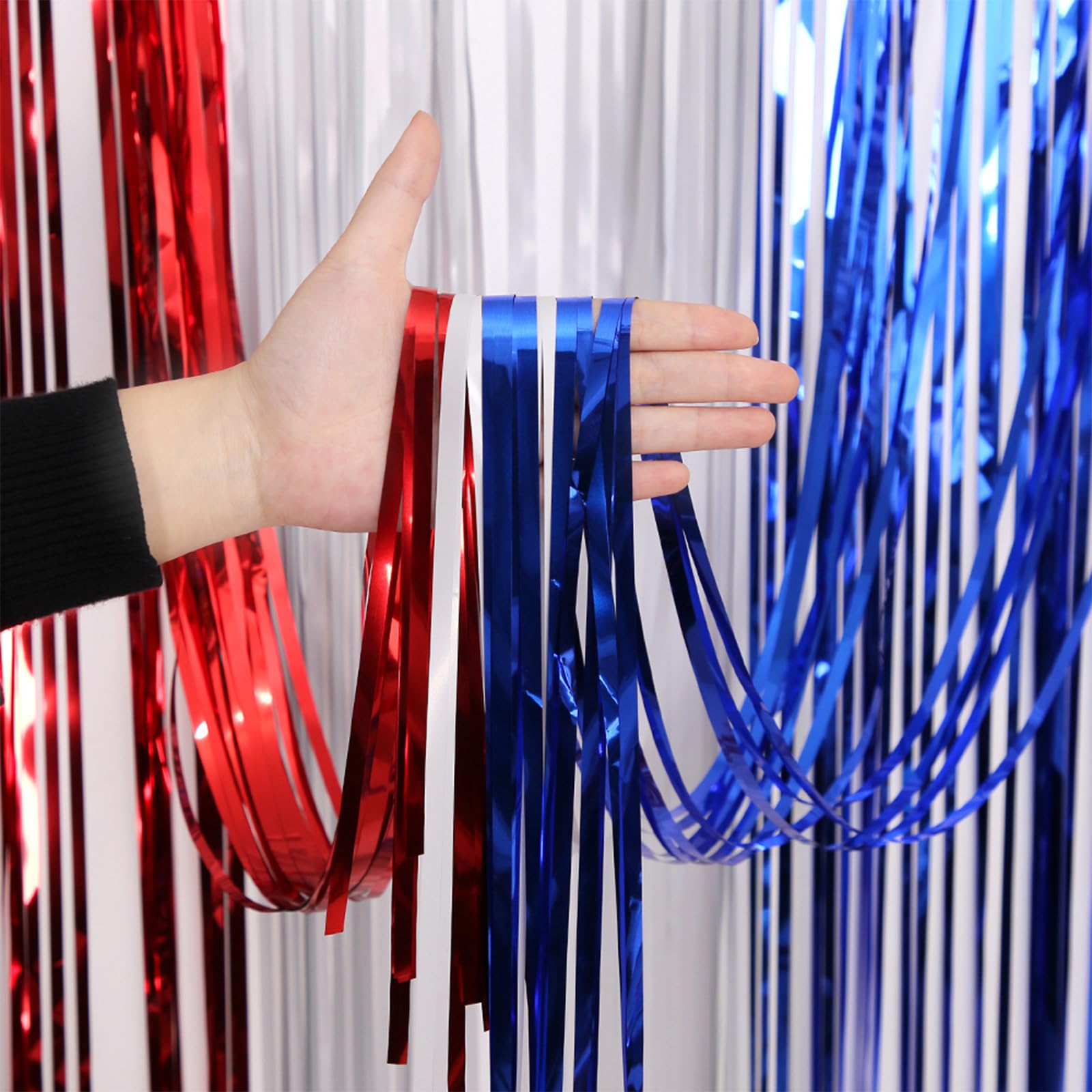 Yzurbu Red White & Blue Decorations, 3 Pack Tinsel Foil Fringe Backdrop Curtains and 2 Pack USA Flag Triangle Pennant Banner for 4th of July, Memorial Day, Labor Day, Patriotic Party