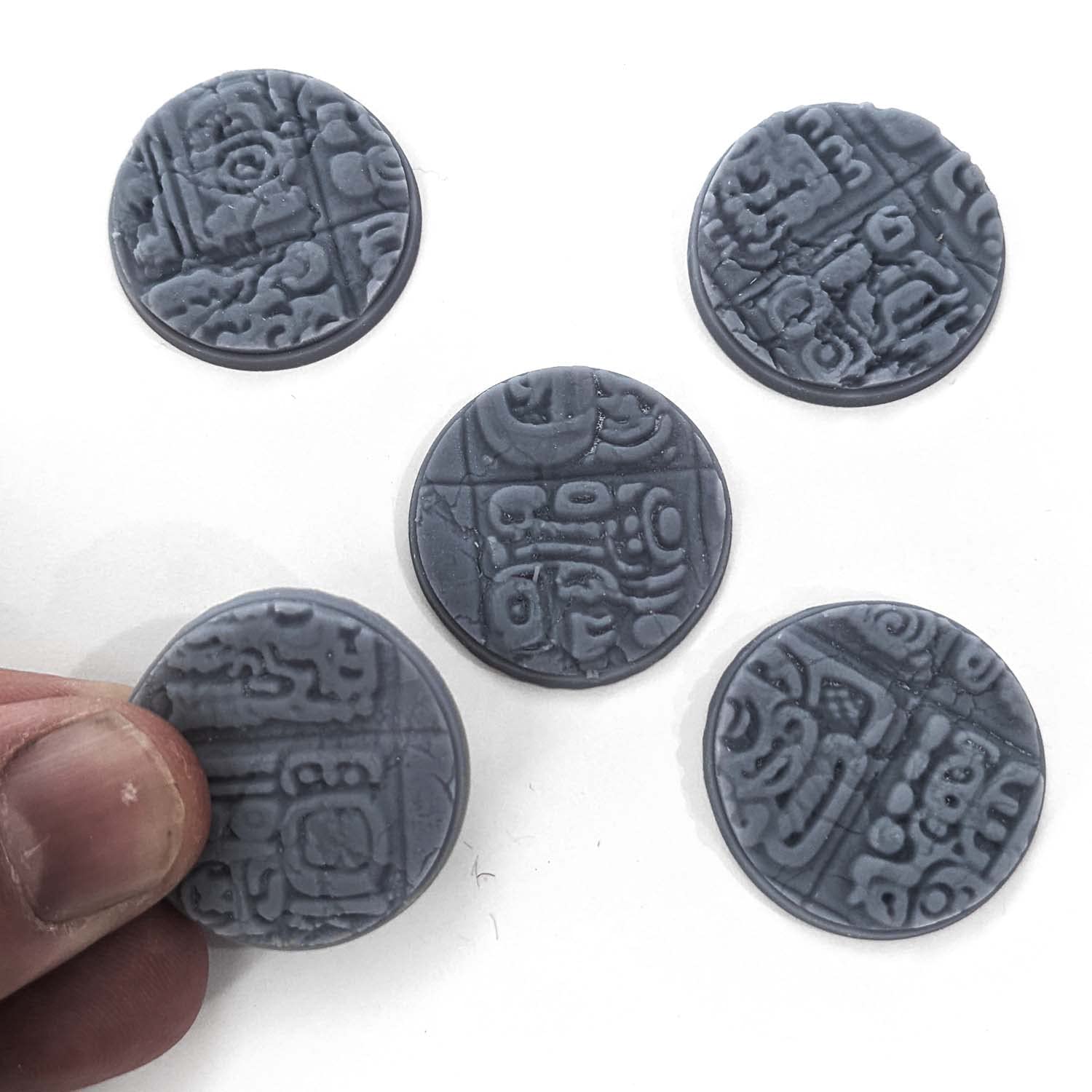 Stonehaven Miniatures 5PK - Ancient Temple Bases, 32mm Diameter - Designed for 28mm Scale Tabletop War Game Miniatures - Resin, Grey