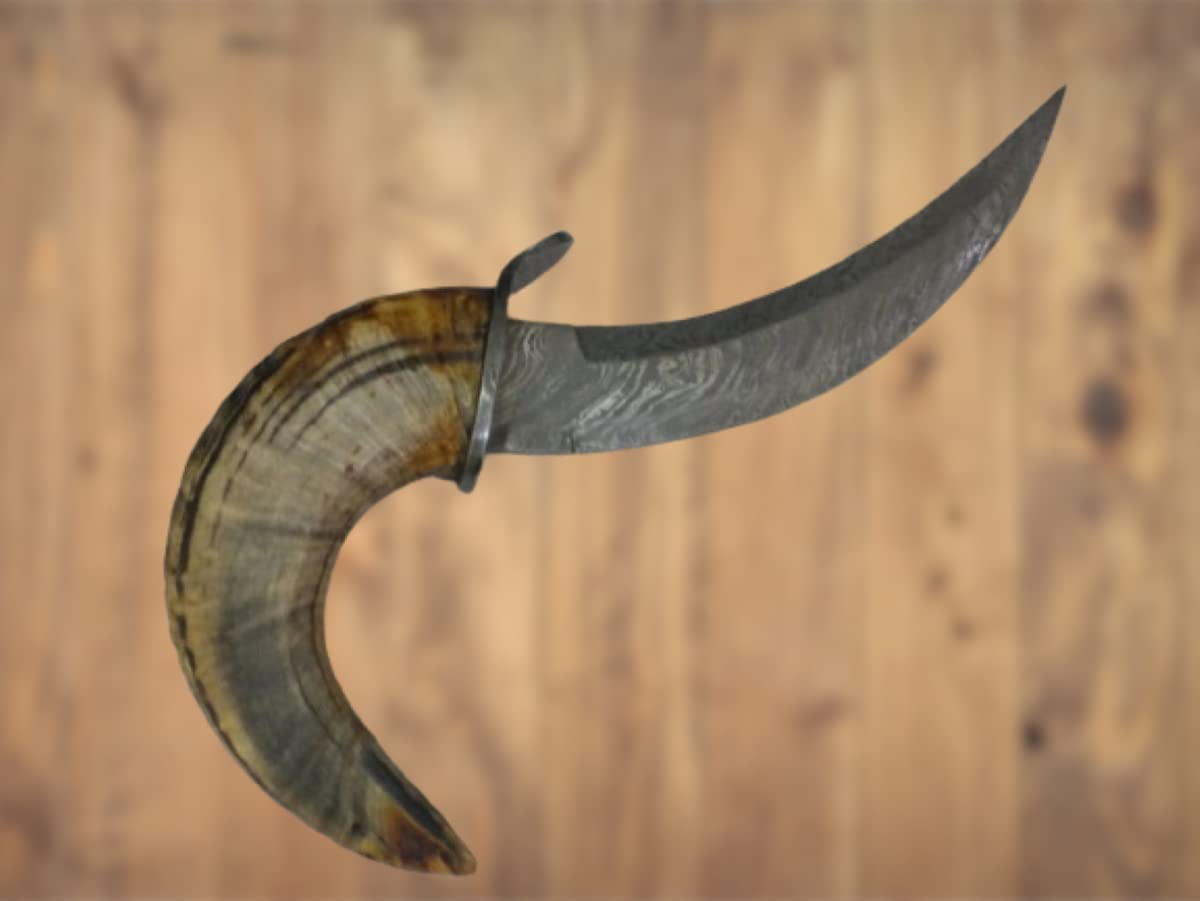 PSK73 - Handmade Damascus Knife Hunting knife 100% Handmade Damascus, Handle Ram Horn