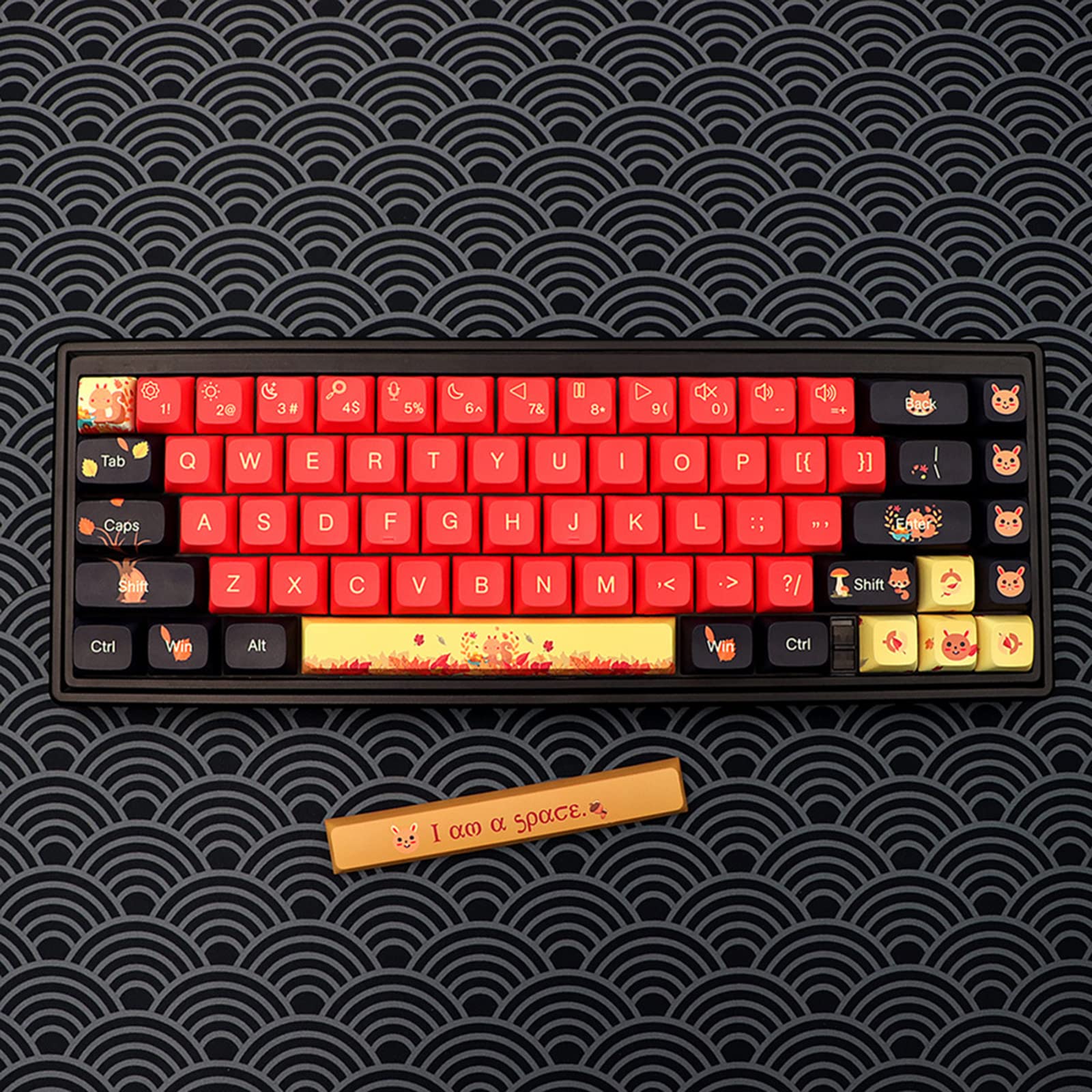 Squirrel Diary XDA Keycap 139 Keys Keycap Five-Sides Thermal for Mechanical 7U 6.25U Space XDA Profile Keycaps Cartoon Animal Theme 139-key Keycap Set for Gaming Keyboards