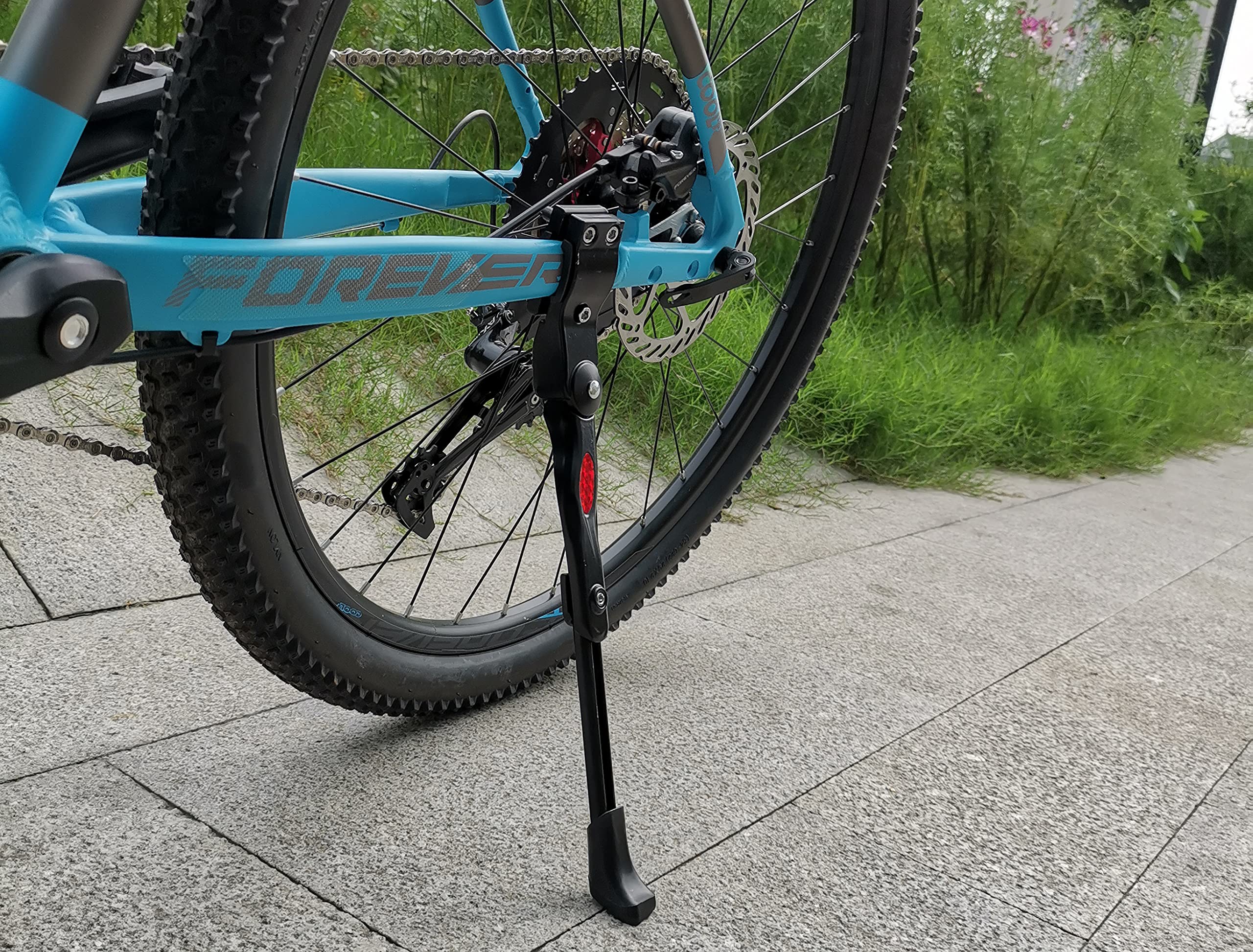 MEGHNA Adjustable 5cm Bicycle Kickstand with Concealed Spring-Loaded Latch, for 24-29 Inch Rear Bike Kickstand Aluminium Alloy