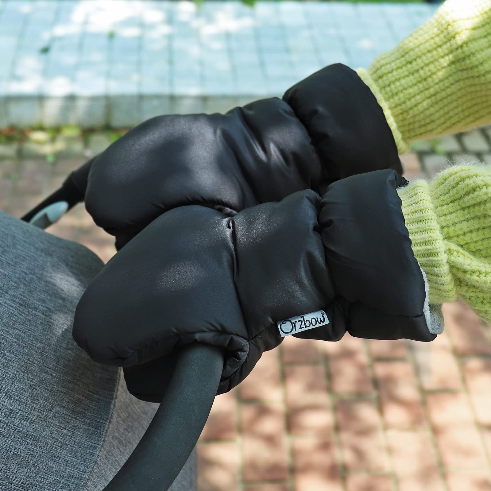 Stroller Gloves, Universal Spring/Winter Anti-Freeze Stroller Hand Muff, Waterproof Mittens Warmers, Carriage Hand Cover Warm for Pushchair, Pram, Stroller & Car Seat Bar(Black)