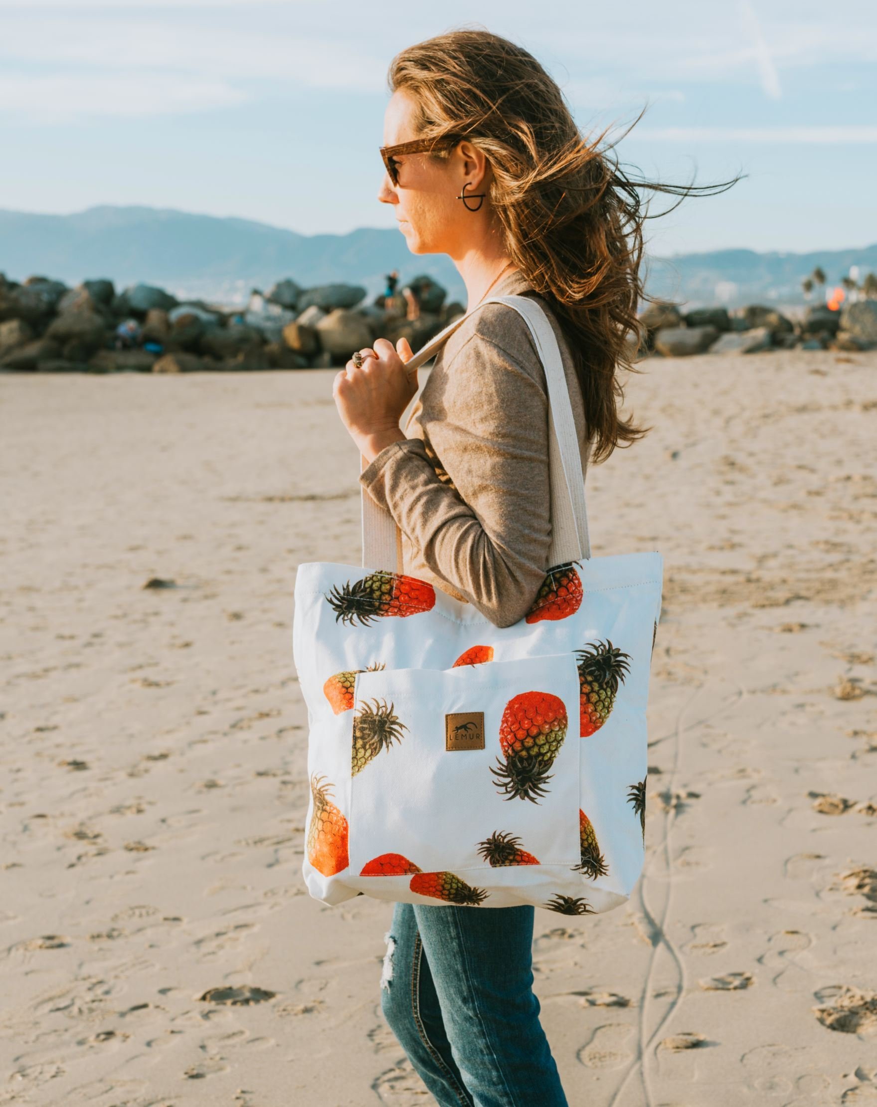 Lemur Bags Canvas Shoulder Tote Bag - Large Eco-Friendly Zippered Tote with Front Pocket (Elephants)