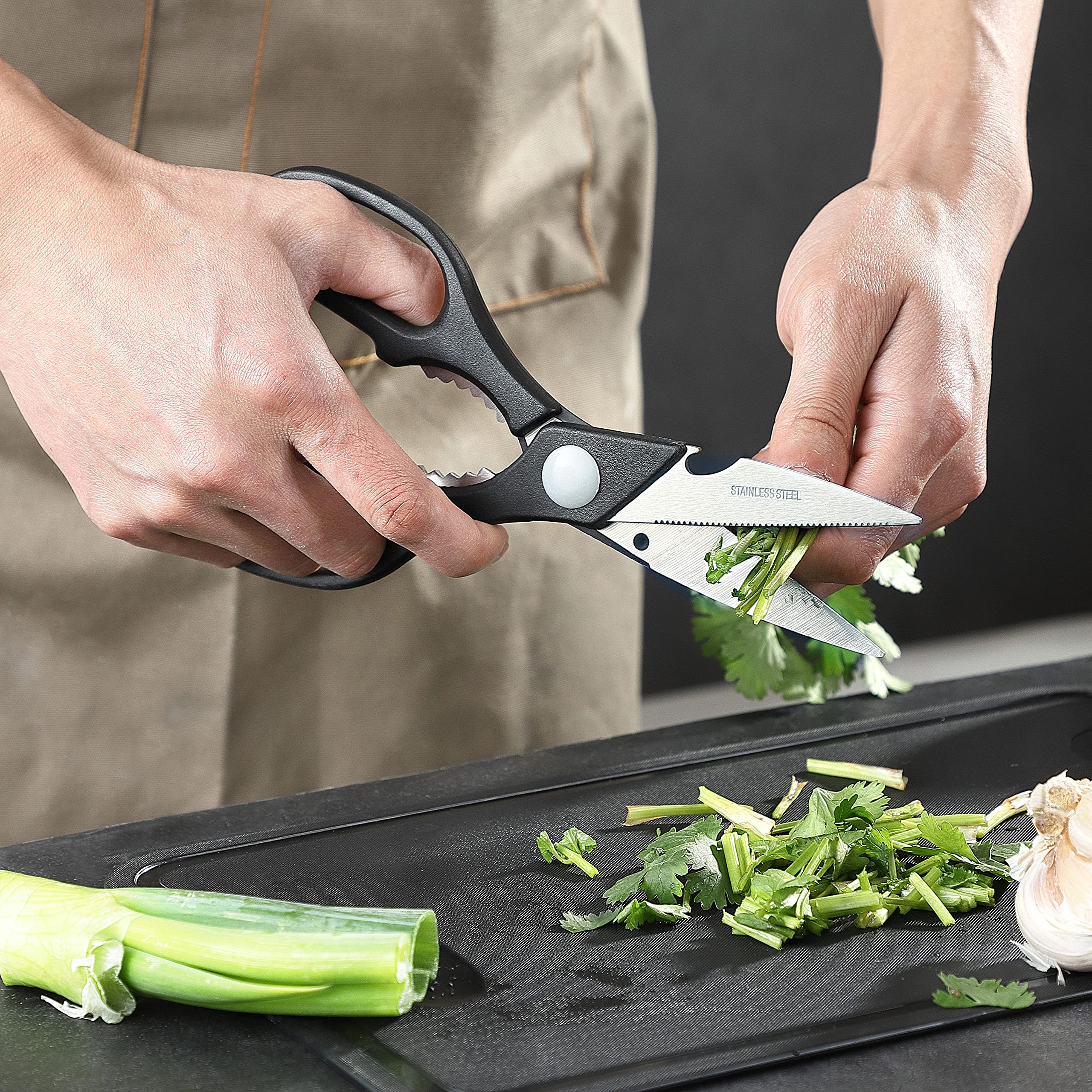 Knife Set, JJOO 7PCS German Stainless Steel Kitchen Knife Block Sets, includes Meat Cleaver, Chef Knife, Paring Knife, Kitchen Shears, Peeler, Cutting Board and Knife Block