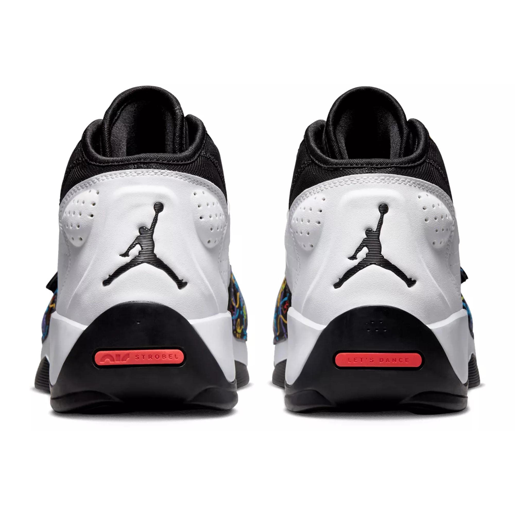 Jordan Boy's Jordan Zion 2 (Big Kid) Black/White/Green Strike/Bright Crimson 4.5 Big Kid M