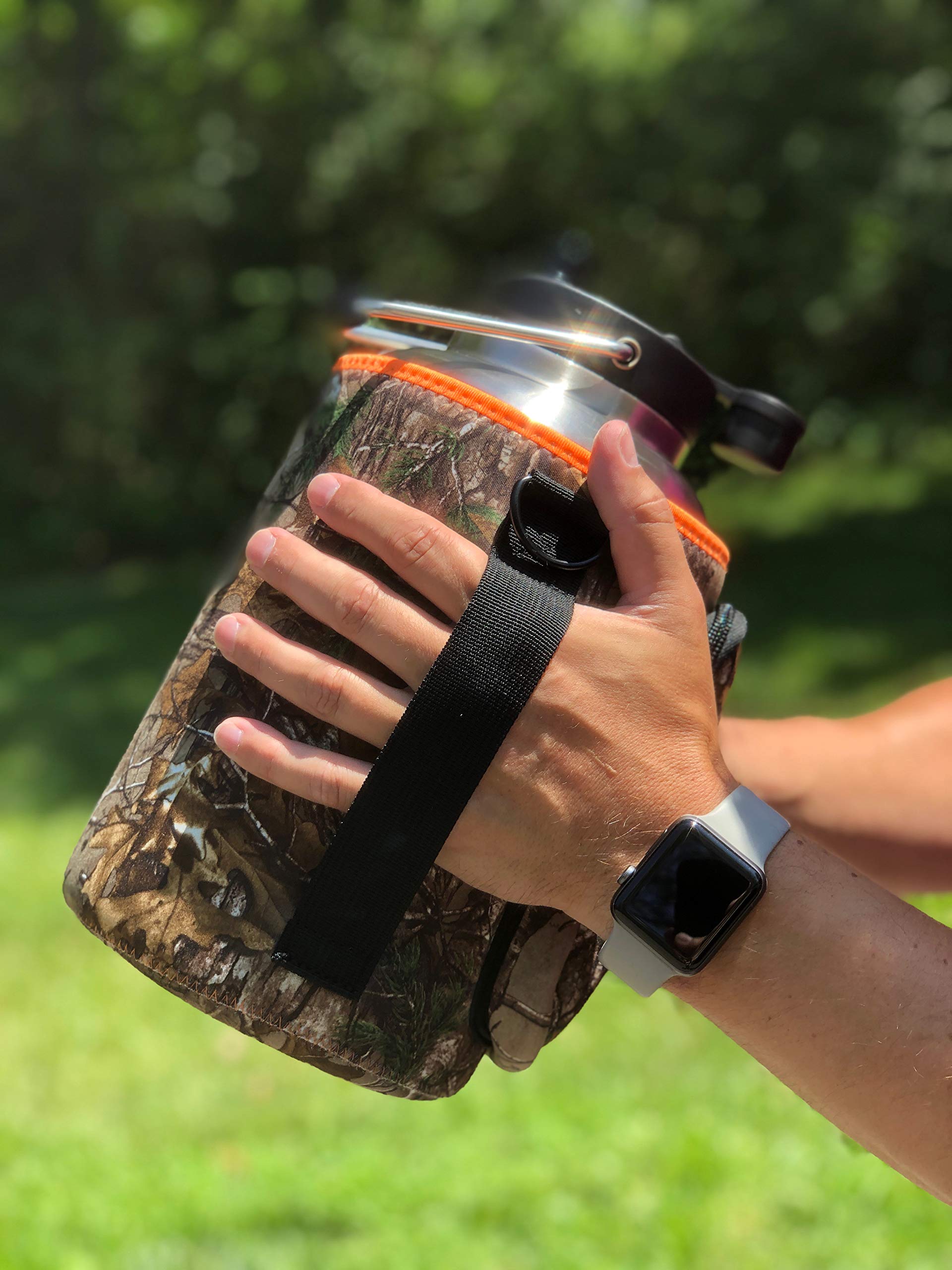 Koverz Half Gallon Jug Carrier, 64oz Bottle Carrier Compatible with Yeti & RTIC Half Gallon Jugs - Realtree Camo