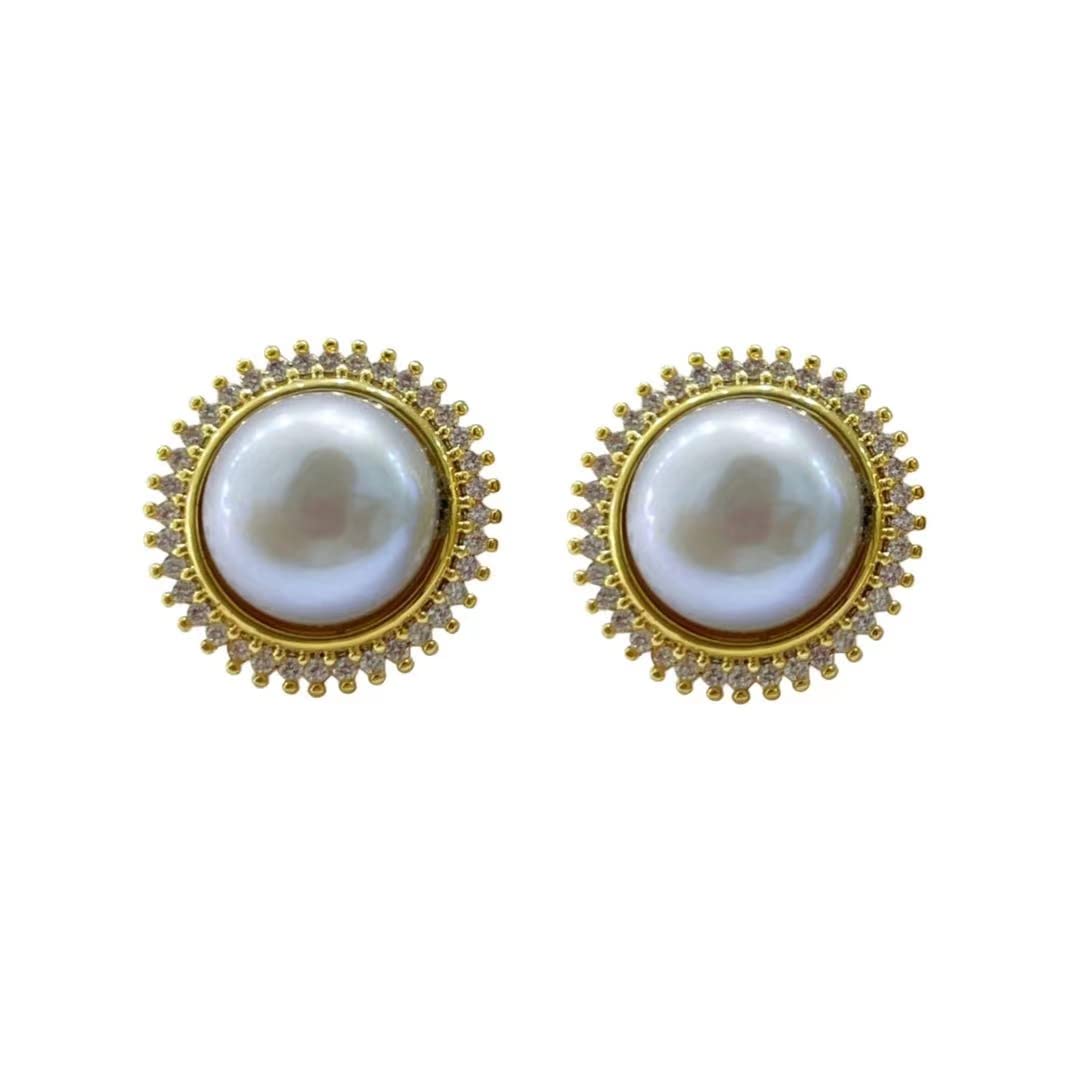 Natural Freshwater Pearl Simple Fashion Ball Earrings 10mm Gold Plated