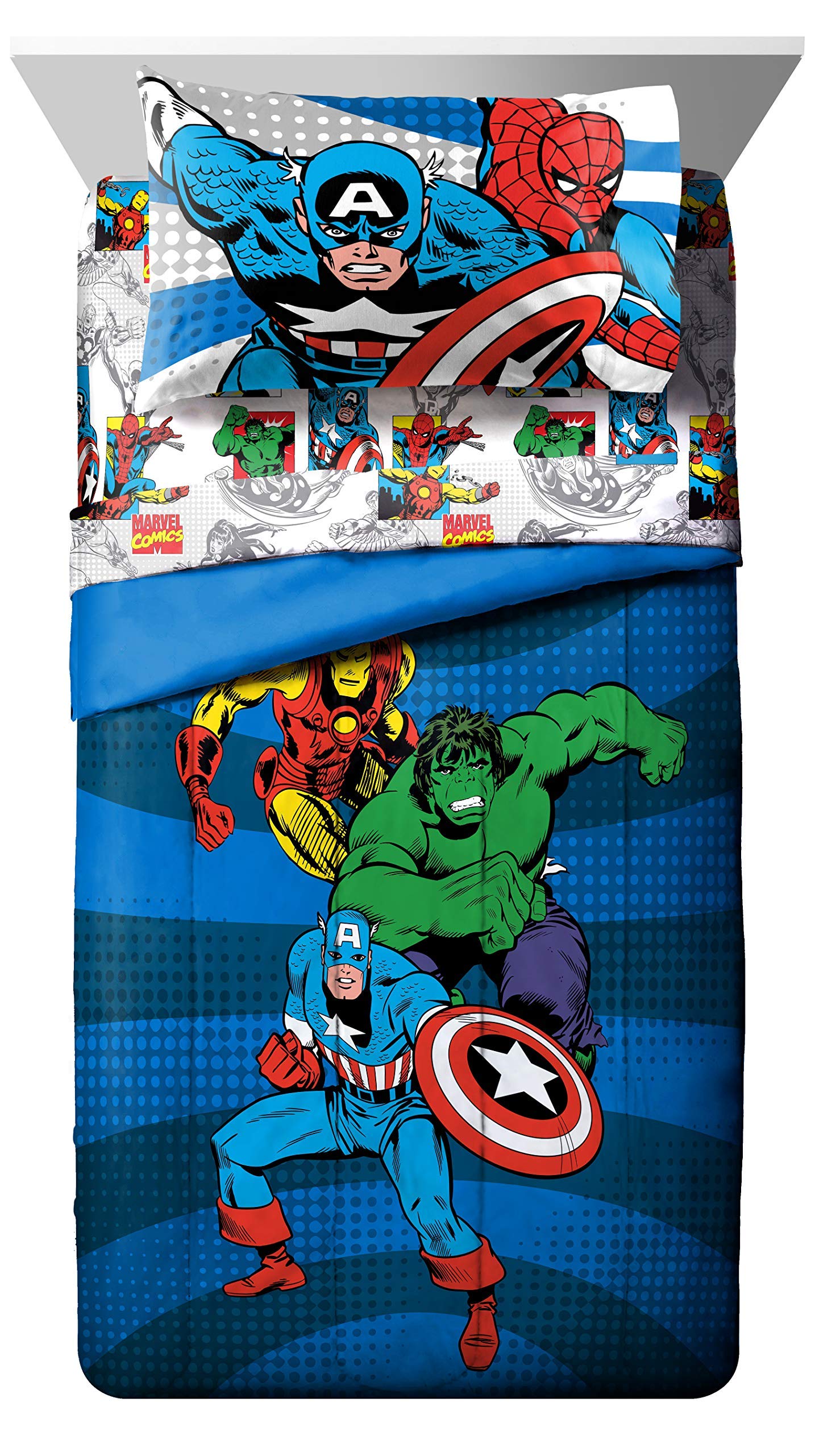 Jay Franco Marvel Avengers Good Guys 5 Piece Bed Set and Hulk Pillow Buddy Bundle