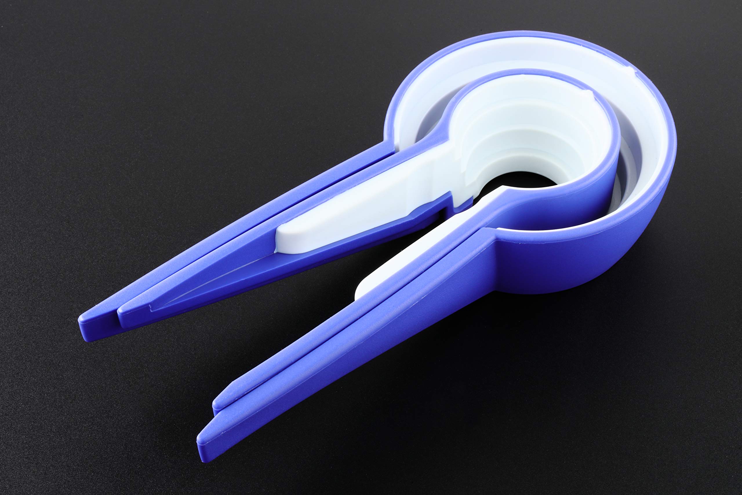 Seki Japan Multi Function Bottle Cap Opener, 2 Size Rubber Grip Jar Opener, Blue Plastic Handle Remove Stubborn Lids Kitchen Gripper, for Elderly, Women, Children