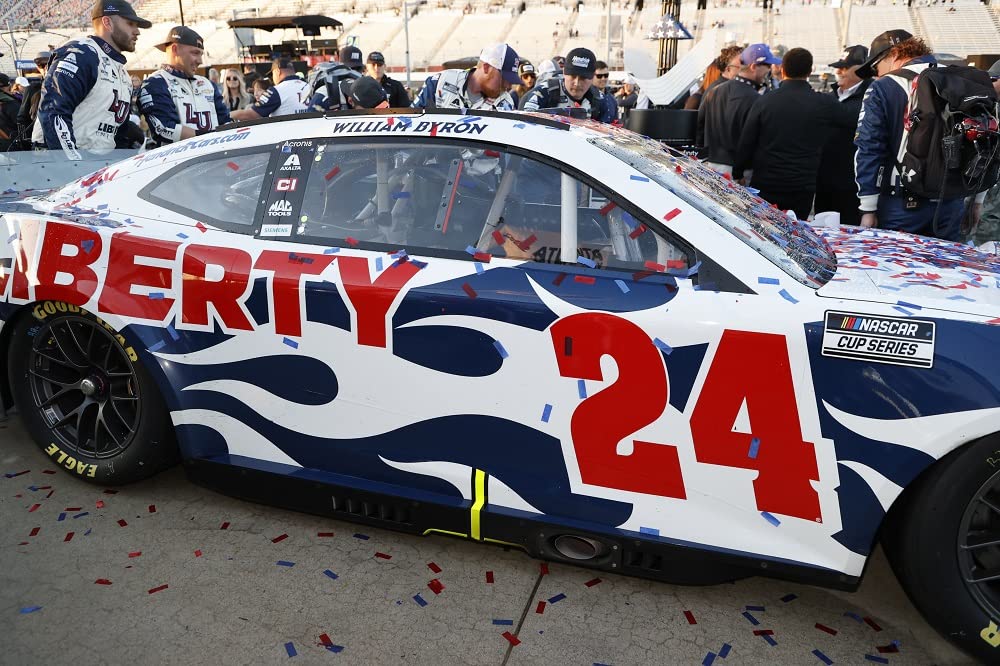 Lionel Racing W Byron 1/24 HO Liberty University Atlanta Win 22 Camaro ZL1