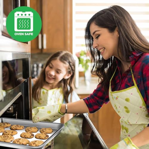 NutriChef Non Stick Baking Sheets, Cookie Pan Aluminum Bakeware, Professional Quality Kitchen Cooking Non-Stick Bake Trays with Silver Coating Inside and Outside, 1 Pair of Pans