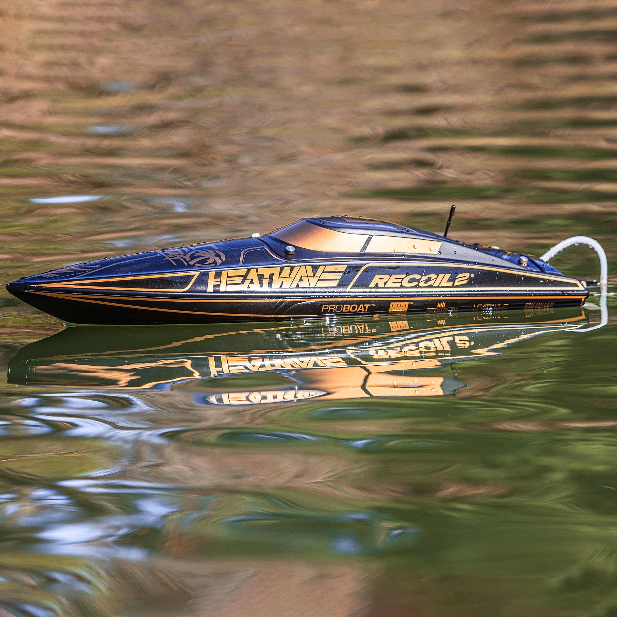 Pro Boat RC Boat Recoil 2 26" Self-Righting Brushless Deep-V RTR Everything Needed to Run Included Heatwave PRB08041T1