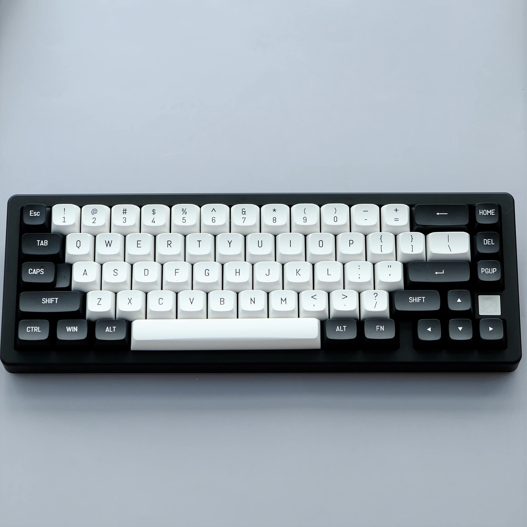 UniCusMech 150 Keys Set CSA Profile Custom Keycaps PBT Double Shot ANSI Layout Keyboard for Cherry MX Switches Mechanical Gaming Keyboards (Black and White)