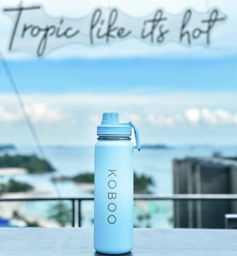 KOBOO Flask Blue 24 OZ / 720 ML Water Bottle. Food Grade 24/8 (304) Stainless Steel, and BPA Free, Vacuum Sealed Design. Comes with 2 lids with handle, straw, and cleaning kit. https://koboo.org/