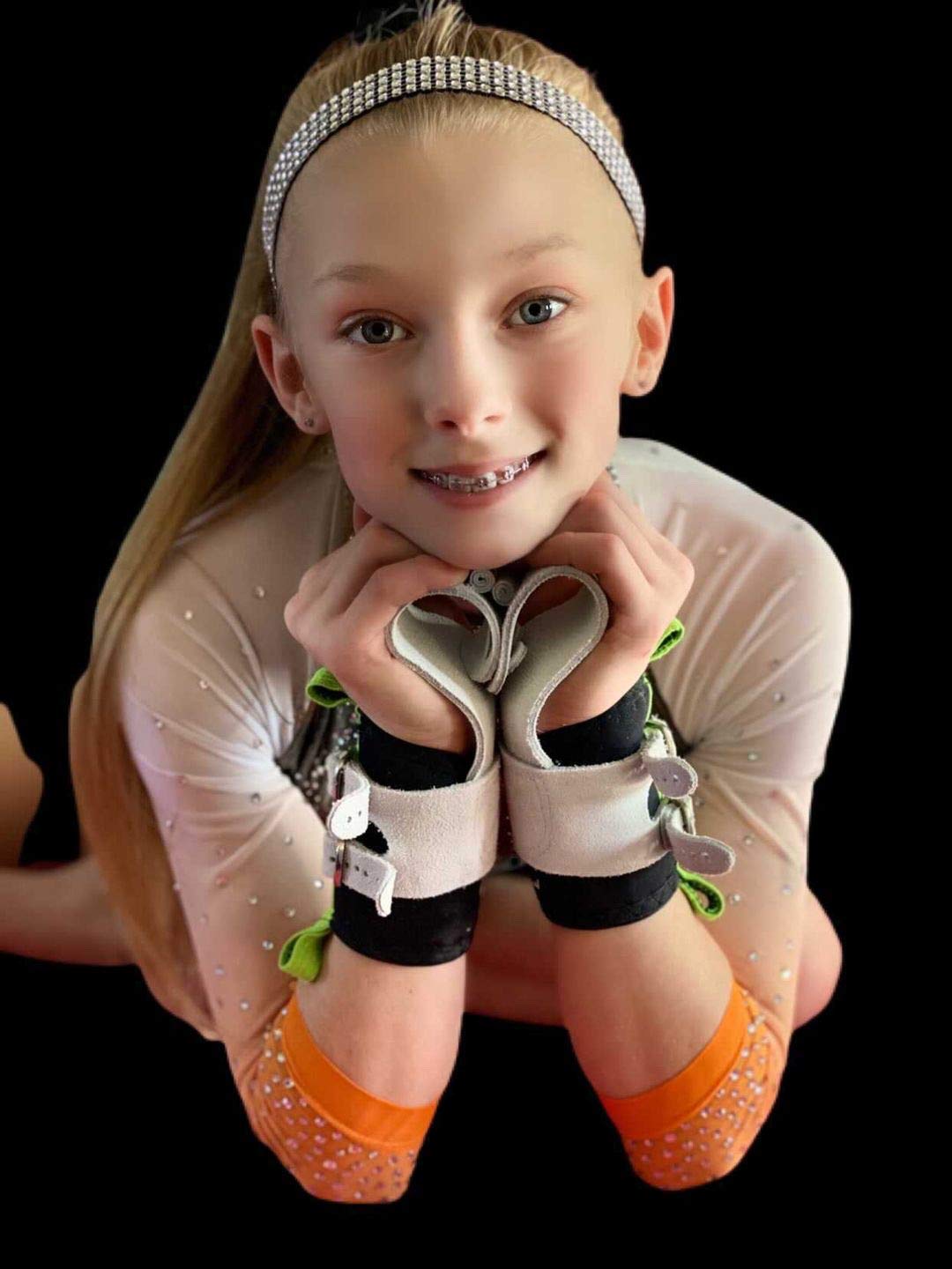 LEVIERO Gymnastics Grips Set, Grips for Gymnastics Girls, Dowel Grips with Soft Leather, Double Buckle Wrist Closure, and Adjustable Finger Holes, for All Ages - (White, 2)