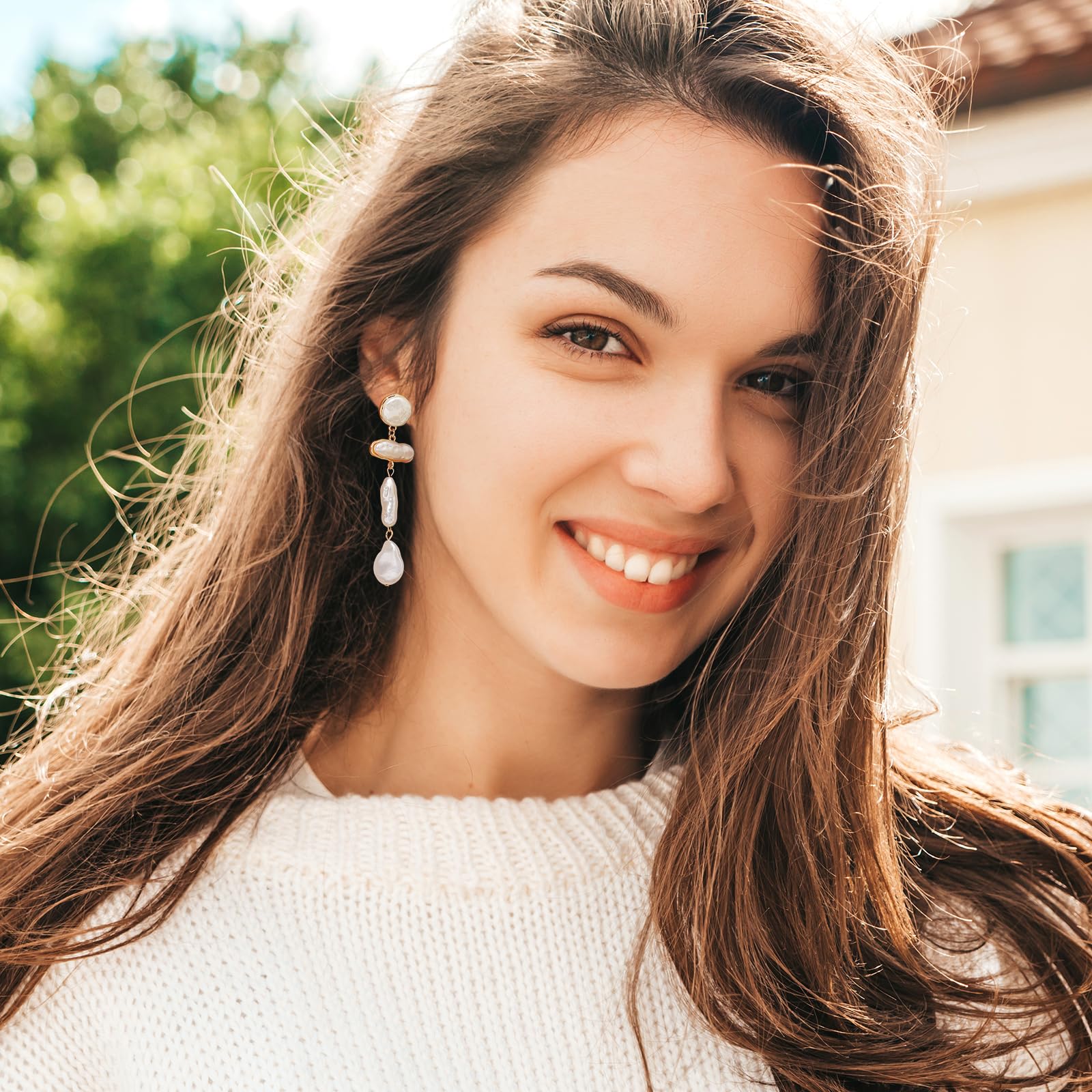 Pearl Flower Stud Earring Elegant Pearl Earrings for Women Charm Flower Stud Earrings (pearl)
