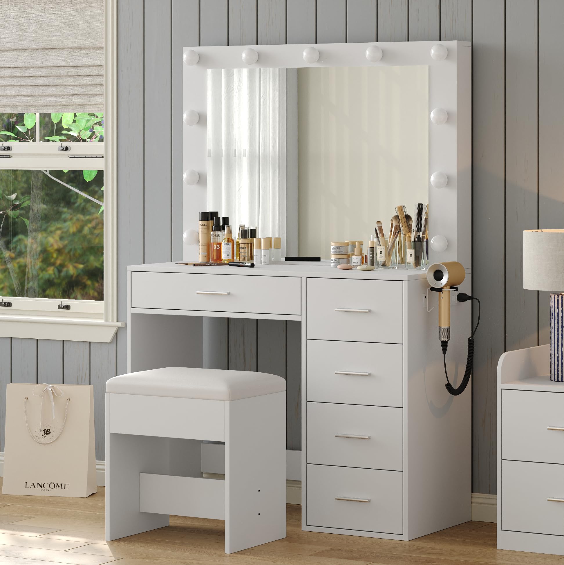 Yanosaku Vanity Desk with Power Outl,Makeup Table with Lighted Mirror, 3 Color Lighting Modes, Brightness Adjustable, Dressing Table with Drawers, Vanity Table Set for Women, Girls（White）