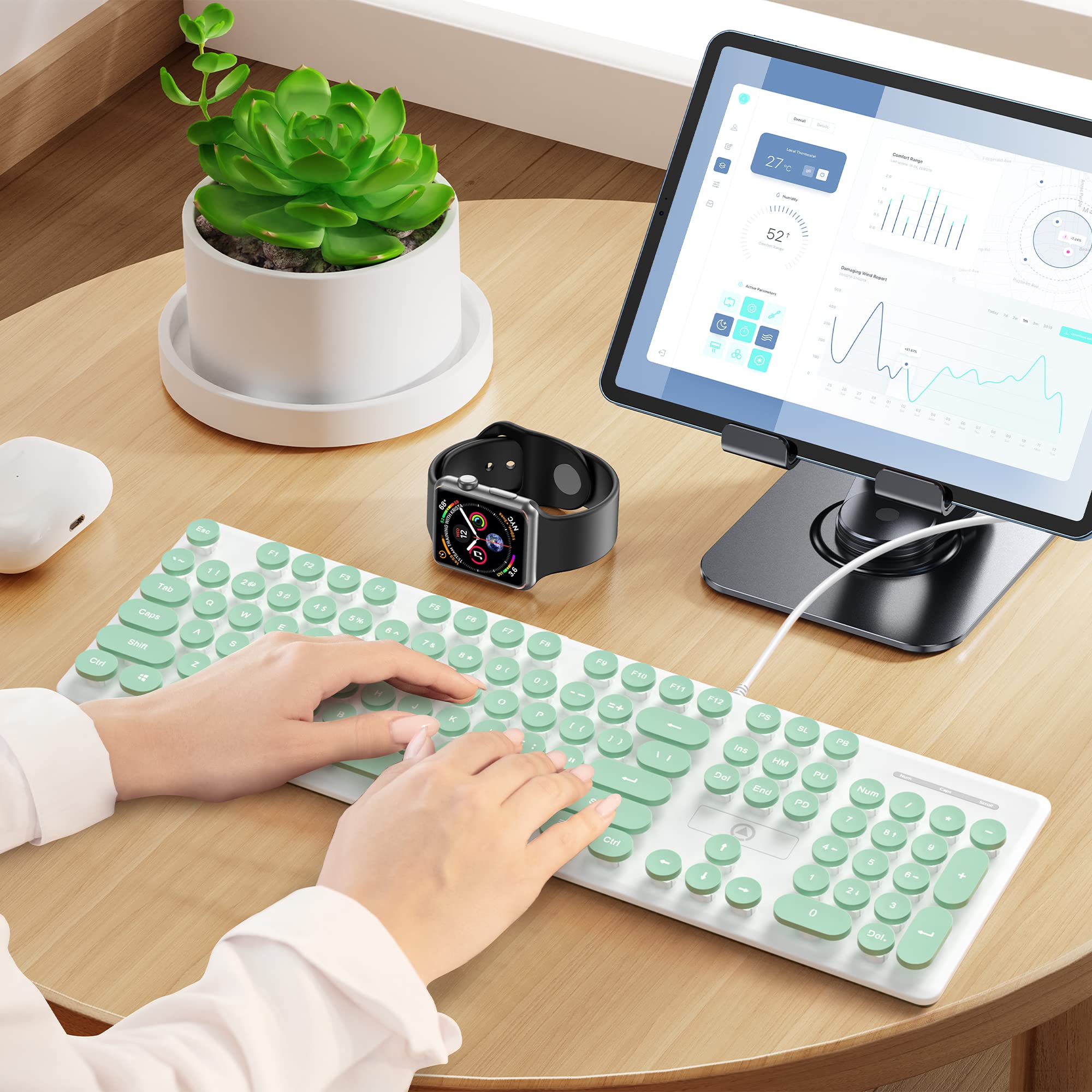 Taeeiancd Typewriter Keyboard 104-key Retro Punk Gaming Keyboard LED White Backlit Cute Keyboard with Wired USB Suitable for PC/Win/Mac/Laptop (Green A)