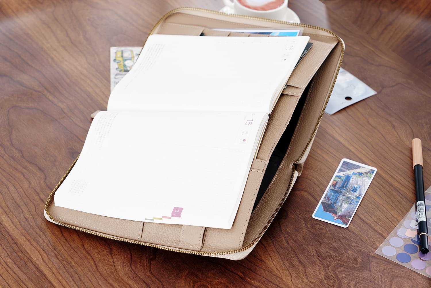 Moterm Zippered Leather Cover for A5-Notebooks - Fits Hobonichi Cousin, Stalogy and Midori MD Planners (Pebbled-Taupe)