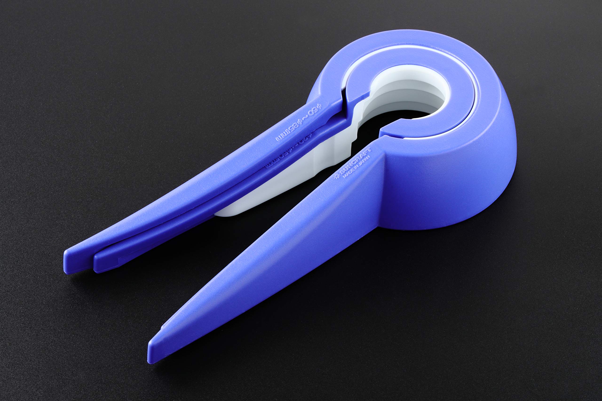 Seki Japan Multi Function Bottle Cap Opener, 2 Size Rubber Grip Jar Opener, Blue Plastic Handle Remove Stubborn Lids Kitchen Gripper, for Elderly, Women, Children