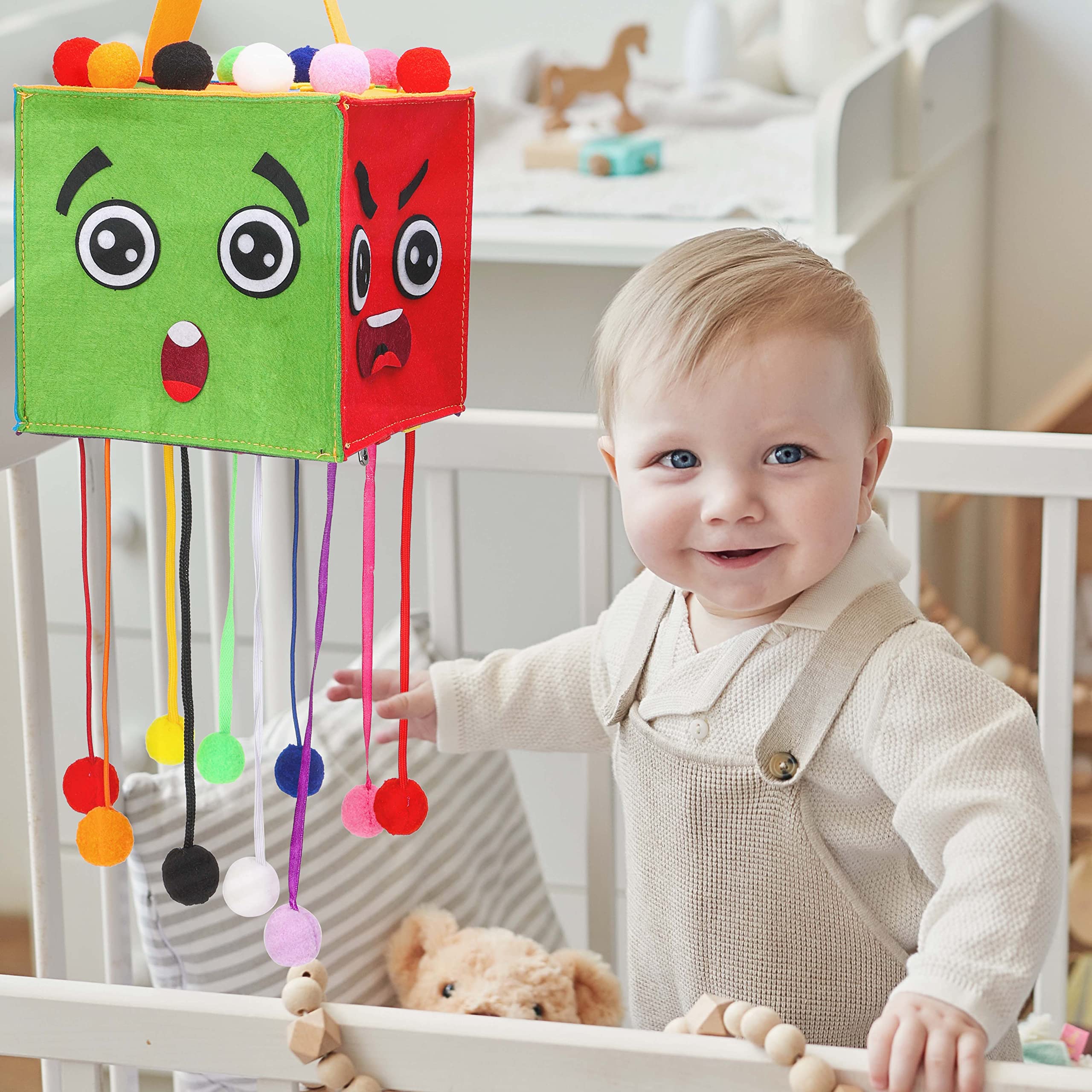 Pull String Sensory Toys for Toddlers, Montessori Activity Cube for Baby, Early Fine Motor Skills Development, Social Emotional Learning Activities for Kids Boys Girls 1 2 3 Years Old
