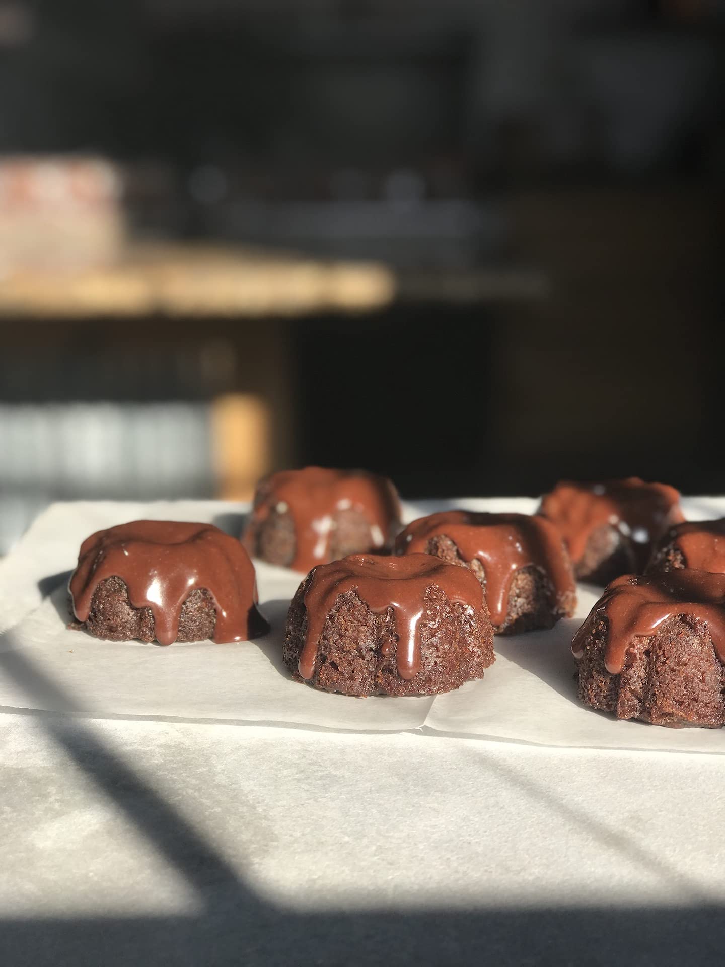 Organic Chocolate Date Spread | Vegan, Paleo, Gluten Free & Kosher, No Added Sugar, No Preservatives (1 Jar) Cocoa Spread Perfect For Dipping Fruit and Using as a Sauce on Ice Cream.
