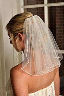 Kercisbeauty Wedding Bridal Single Layer Lace Short Veil Crystal Beads Drop with Comb Chapel Hair Accessories (White)
