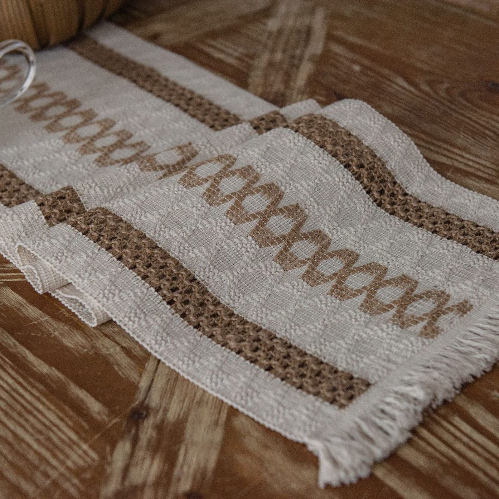 Table Runner 12x72 in, Lizpare Beige Burlap Table Runner with Tassel for Spring Fall Restaurant Decoration Holiday Birthday Wedding Bridal Baby Shower Party Kitchen Coffee Dining Dessert Table Decor