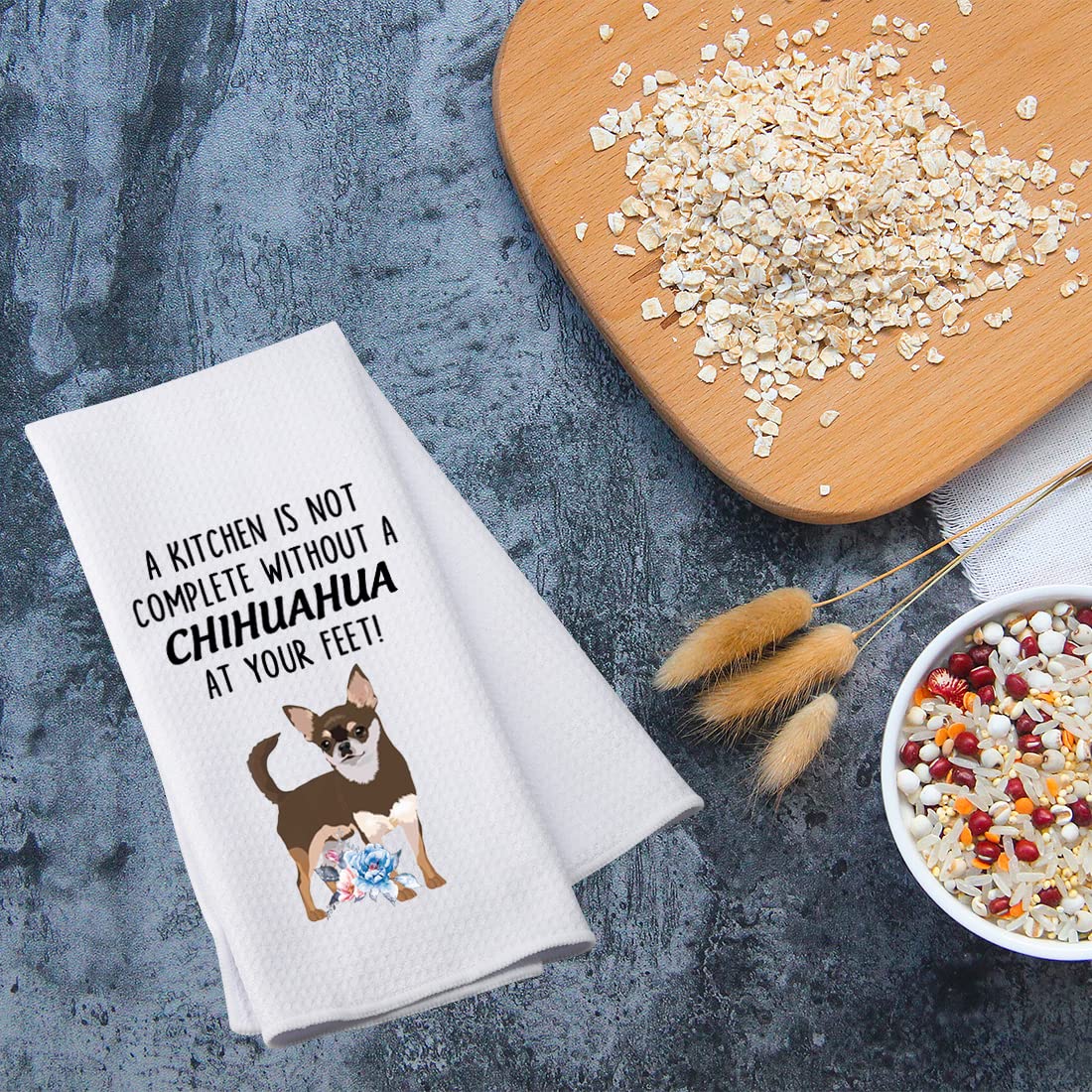 PWHAOO Funny Chihuahua Kitchen Towel A Kitchen is Not Complete Without A Chihuahua at Your Feet Kitchen Towel (Without A Chihuahua T)