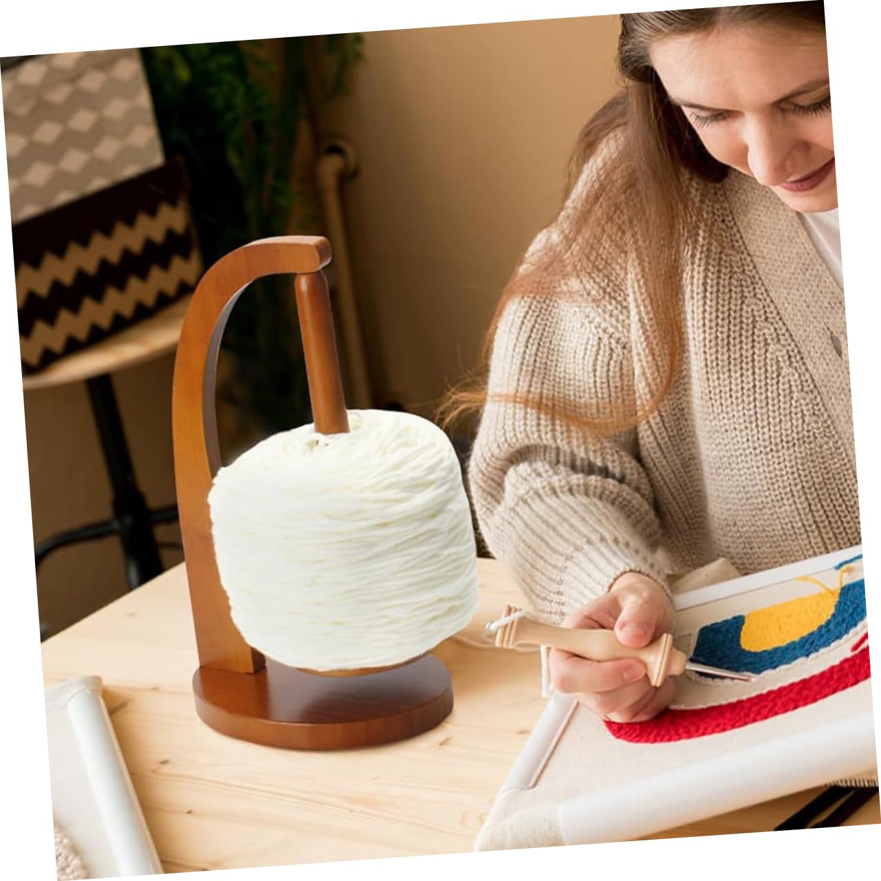 VILLFUL Wooden Yarn Spool Tool Sewing Thread Holder Household Wood Thread Rack Thread Storage Stand Yarn Spool Holder Wooden Thread Holder DIY Spool Holder Magnet Manual Sewing Thread Rack