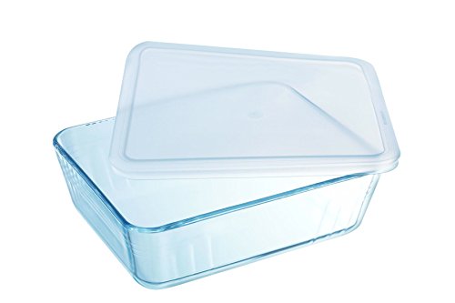 Pyrex Rectangular Dish with Plastic Lid, 2.6L