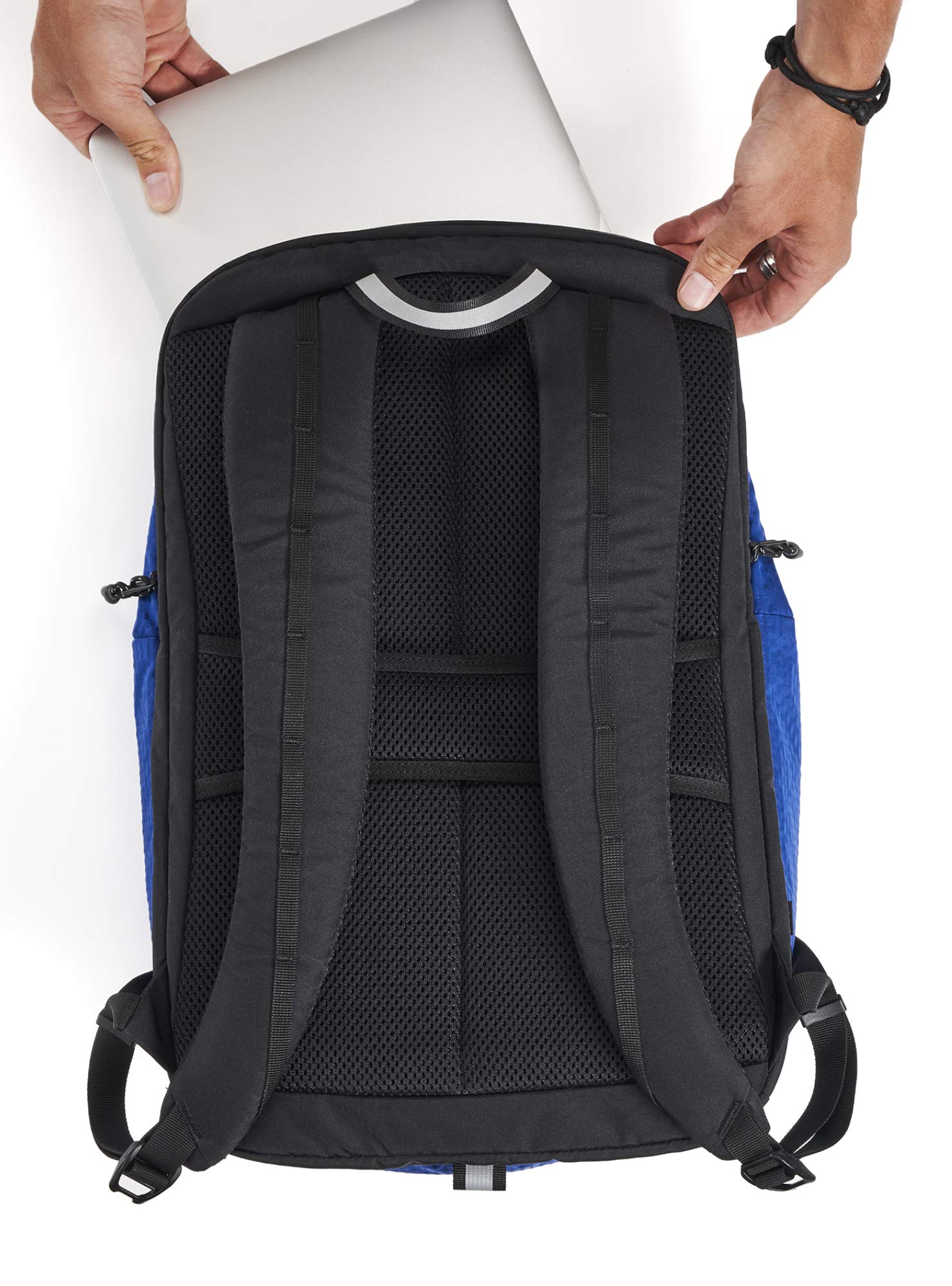 OGIO FUSE Lightweight Backpack (20 Liter, Black, Zip Top)