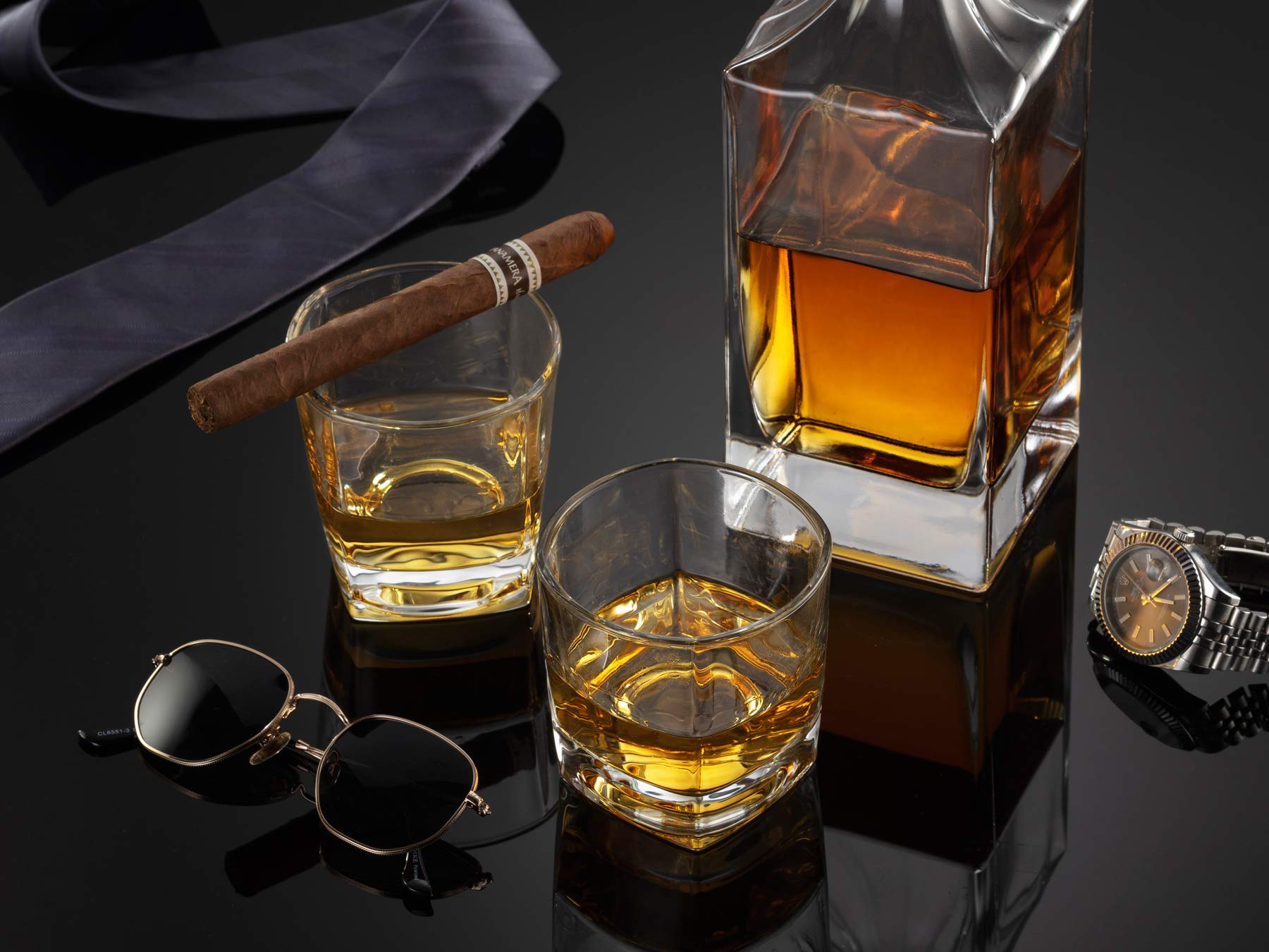 ROCKSLY Whiskey Stones Gift Set for Men | Whiskey Decanter Set With Wood Stand | Bourbon Decanter with Scotch Glasses, 8 Granite Whiskey Stones| Ideal For Whiskey Lovers | Gift Set For Dad, Boyfriend
