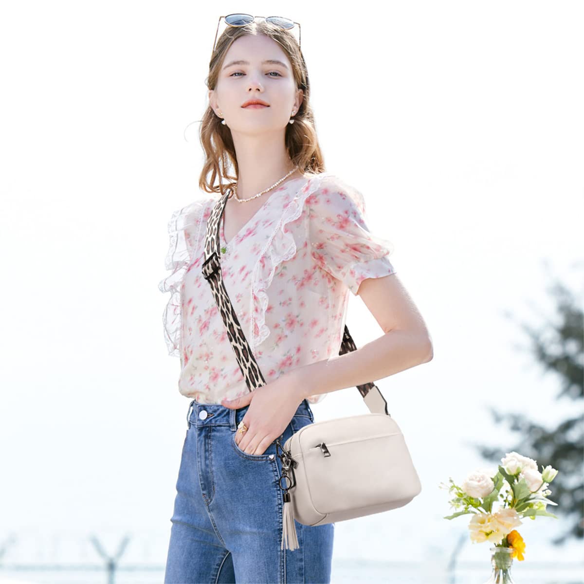 KL928 Small Crossbody Bags for Women, Soft FAUX Leather Cell Phone Purse,Adjustable Strap Shoulder Handbags Wallet Purse