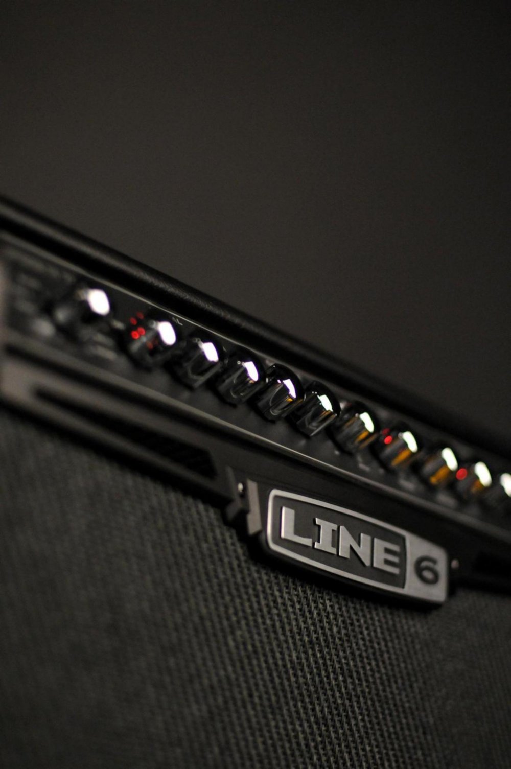 Line 6 Spider IV 75 75-watt 1x12 Modeling Guitar Amplifier