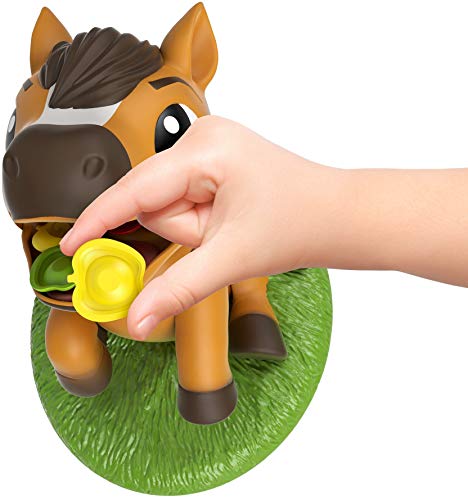 Mattel Games Spirit STACKIN’ Apples Kids Game, Treat-Stacking Challenge with Hungry Horse for 2 3 or 4 Players 5 Years Old & Up