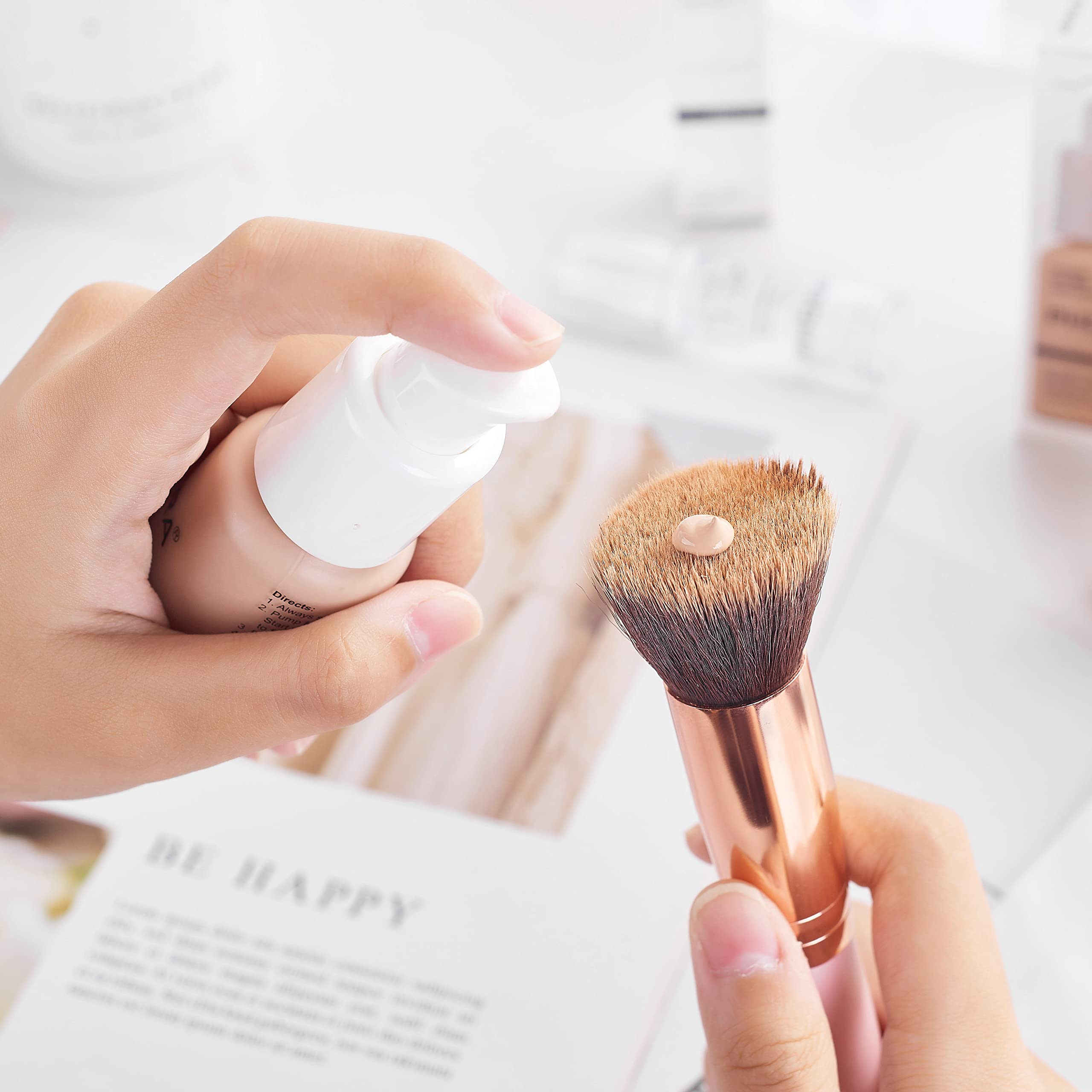 SIGHTLING Kabuki Foundation Brush Makeup Face Brush Flat Top with 12 Colors Eyeshadow Palette,Long Lasting Blendable Make Up Eye Shadows, Waterproof & Long Lasting Smokey Eye Makeup