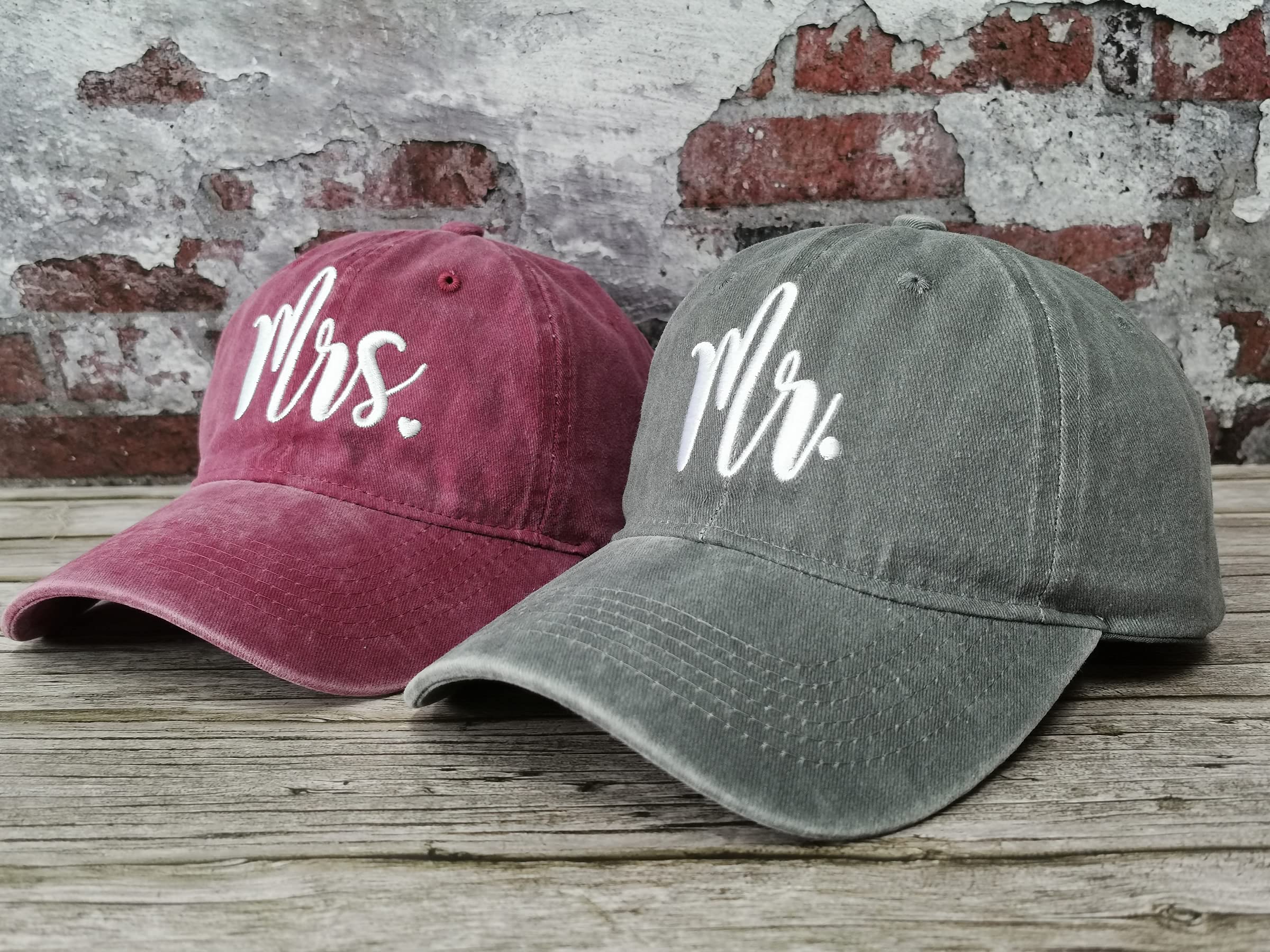 Mr. and Mrs. Hats, Embroidered Baseball Caps Snapback Hat, Bride Groom Matching Hats, Bridal Gift, Newlywed Honeymoon Wedding Gift, Couples Set
