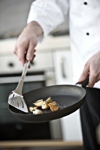 Scanpan Classic 12.5 Inch Covered Chef Pan