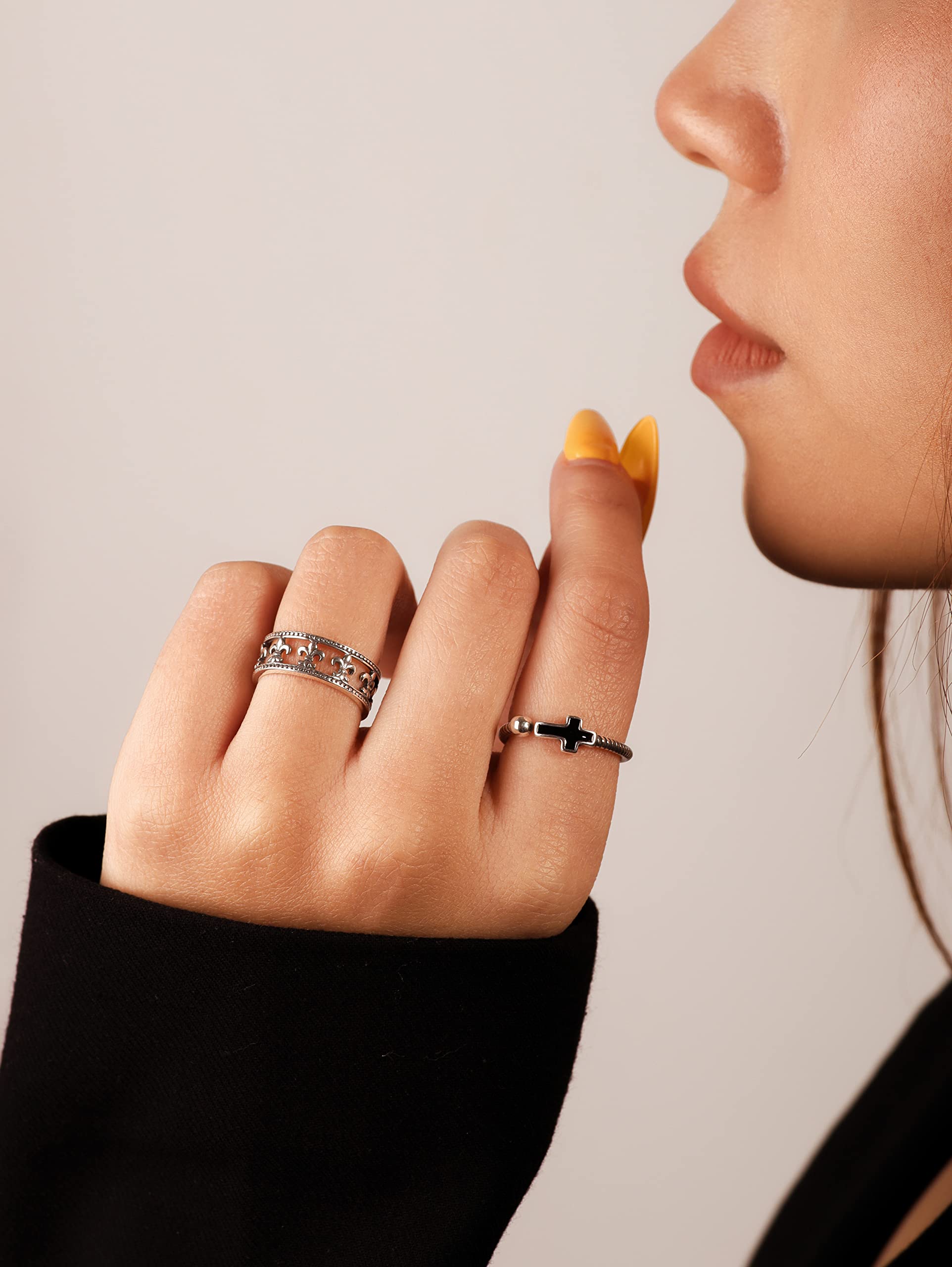 Sacina Gothic Goth Cross Ring, Adjustable Ring, Cross Ring for Women, Gothic Ring, Goth Ring, Halloween Christmas New Year Jewelry Gift For Women