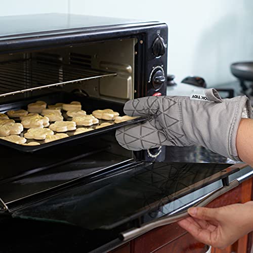 Oven Mitts & Pot Holders Sets - Kitchen Gloves & Towel Gift Box Set Gray 6Pcs by COOK TIDY - 13β Xtra Large Thick Washable - Professional & Heavy Duty - Protective Long Cuff for Cooking, Baking, BBQ